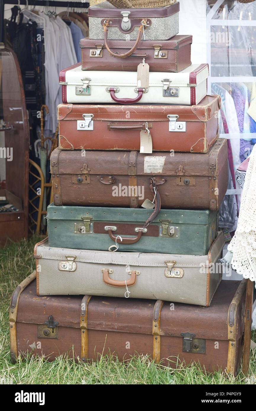 Old fashioned cases hi-res stock photography and images - Alamy