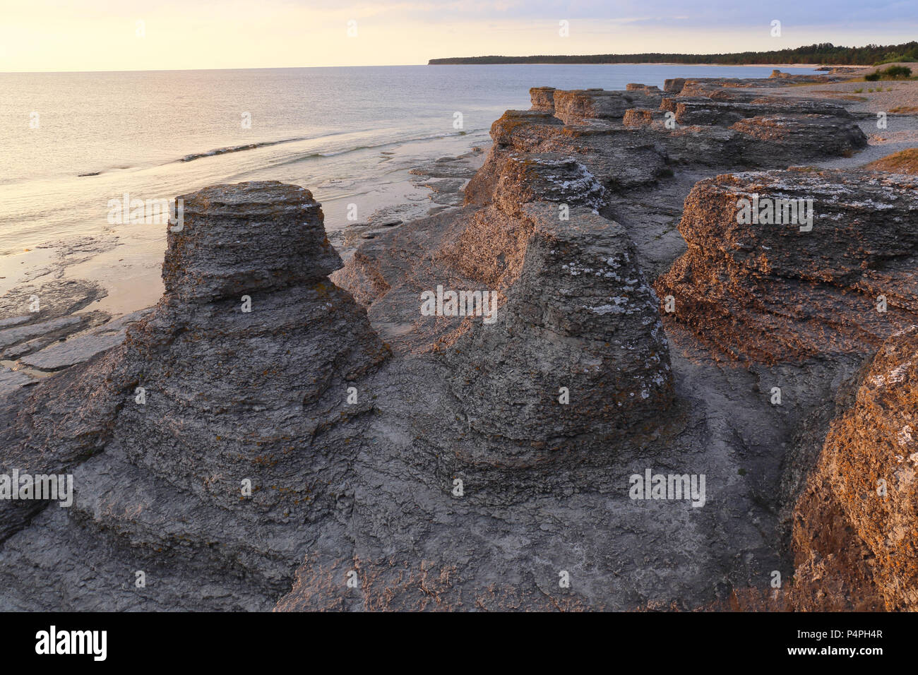 Sea stack stacks hi-res stock photography and images - Alamy