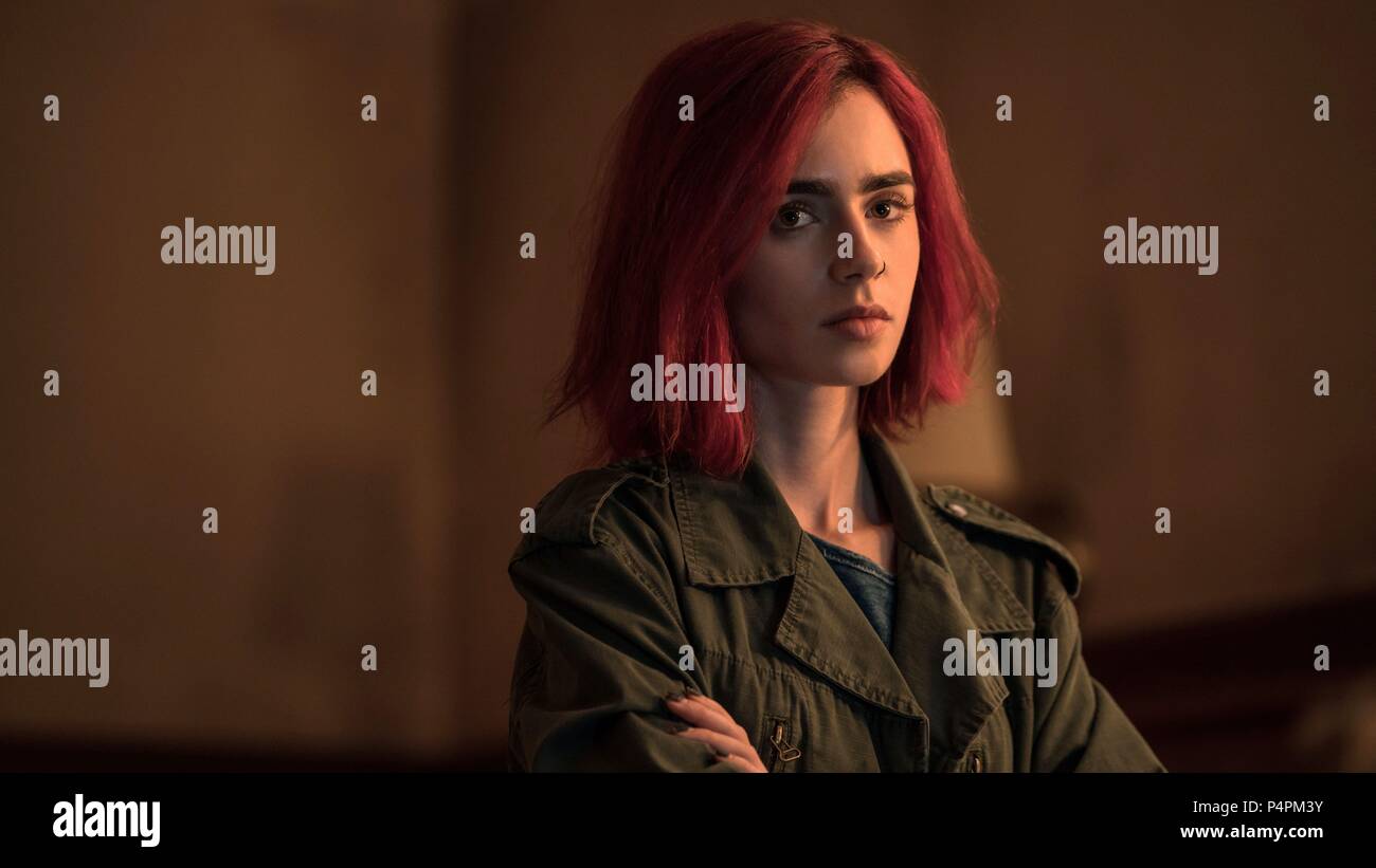 Ann collins hi-res stock photography and images - Alamy