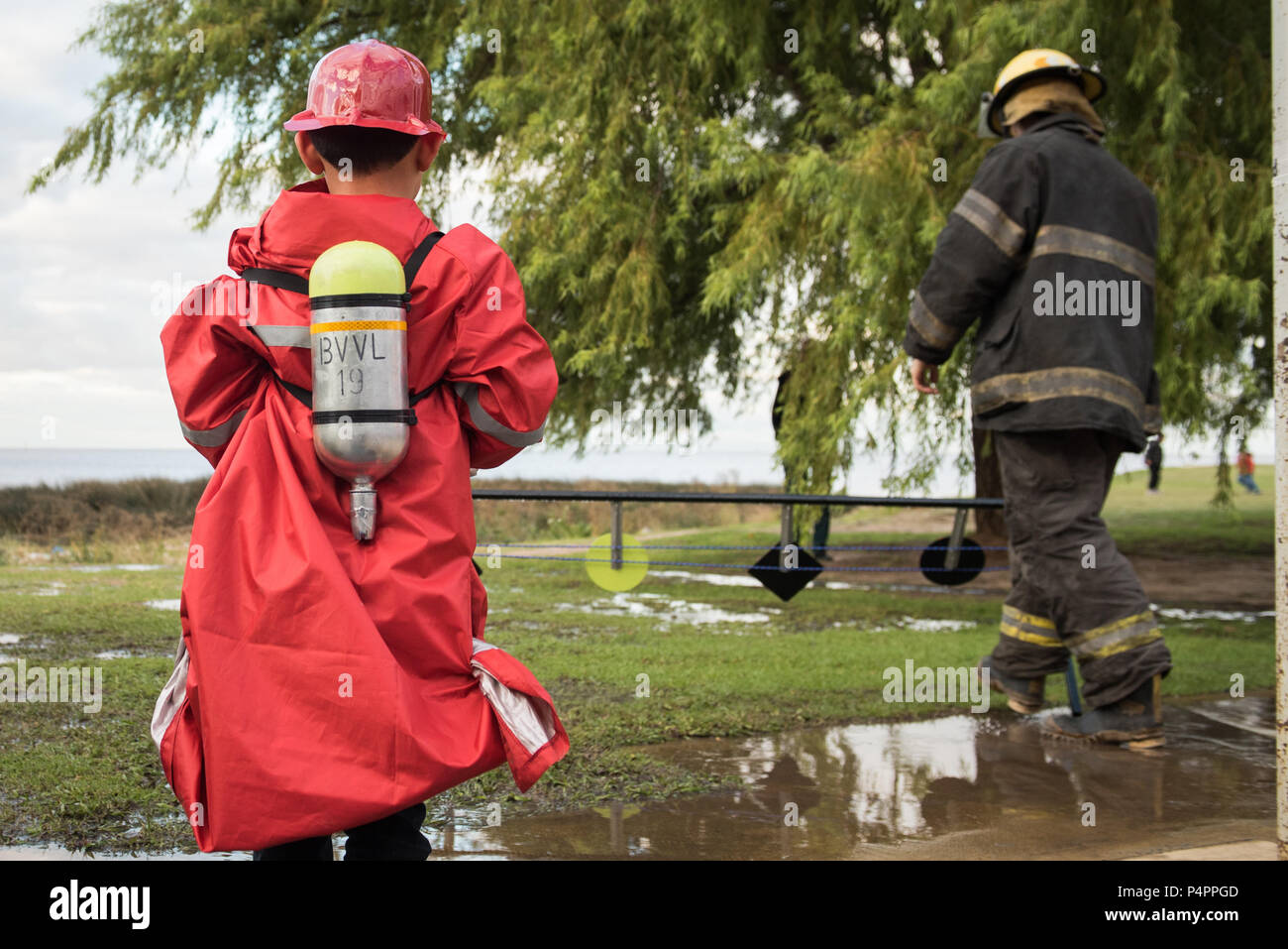 Volunteer Firefighters - Bomberos Voluntarios Stock Photo - Alamy