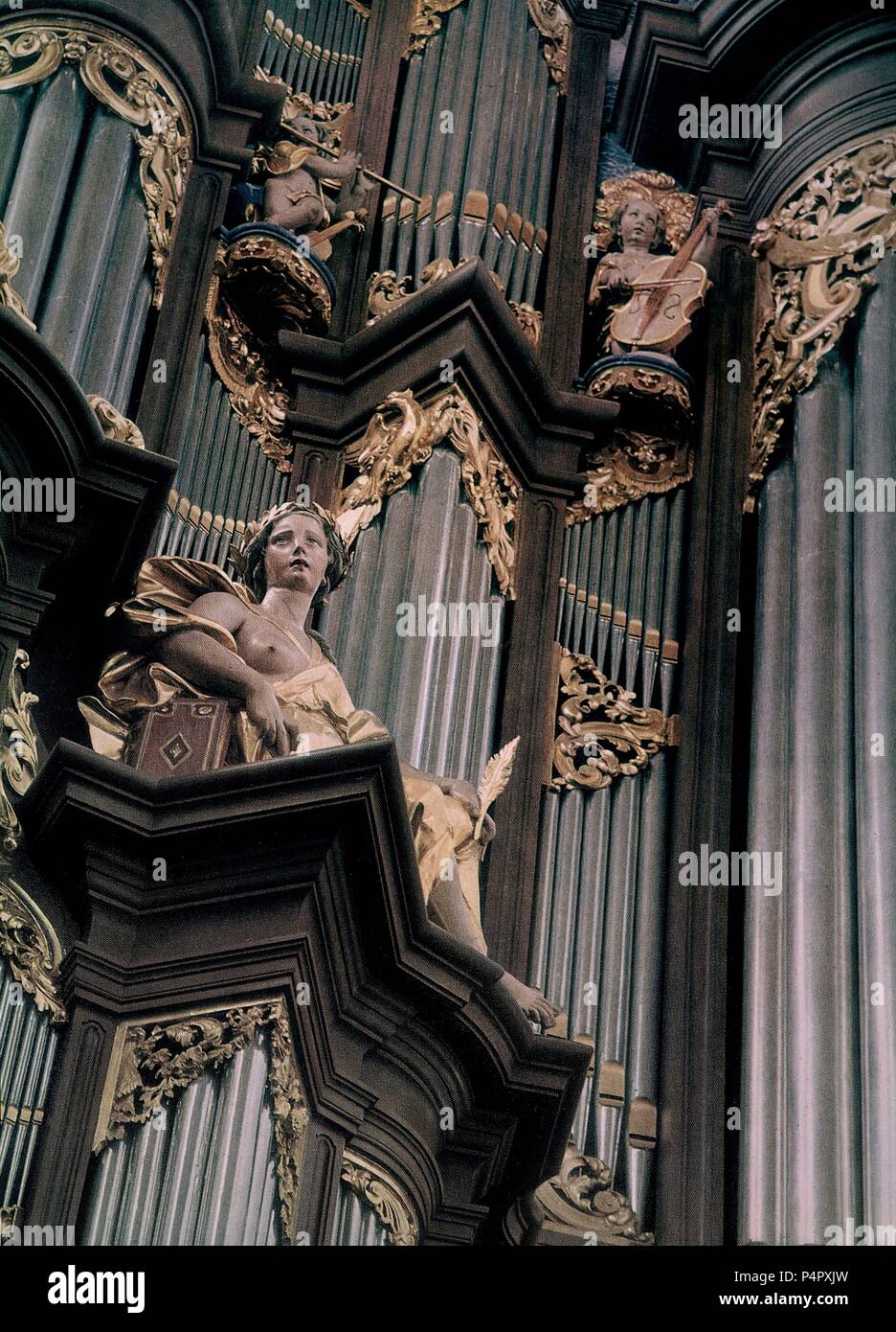 Mulder hi-res stock photography and images - Alamy