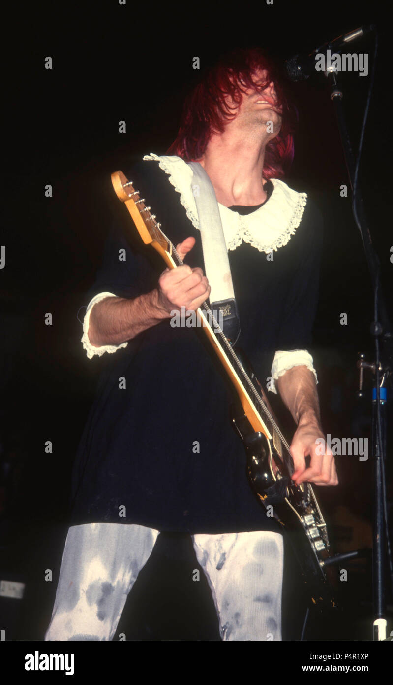 LOS ANGELES, CA - DECEMBER 27: Singer Kurt Cobain of Nirvana performs ...