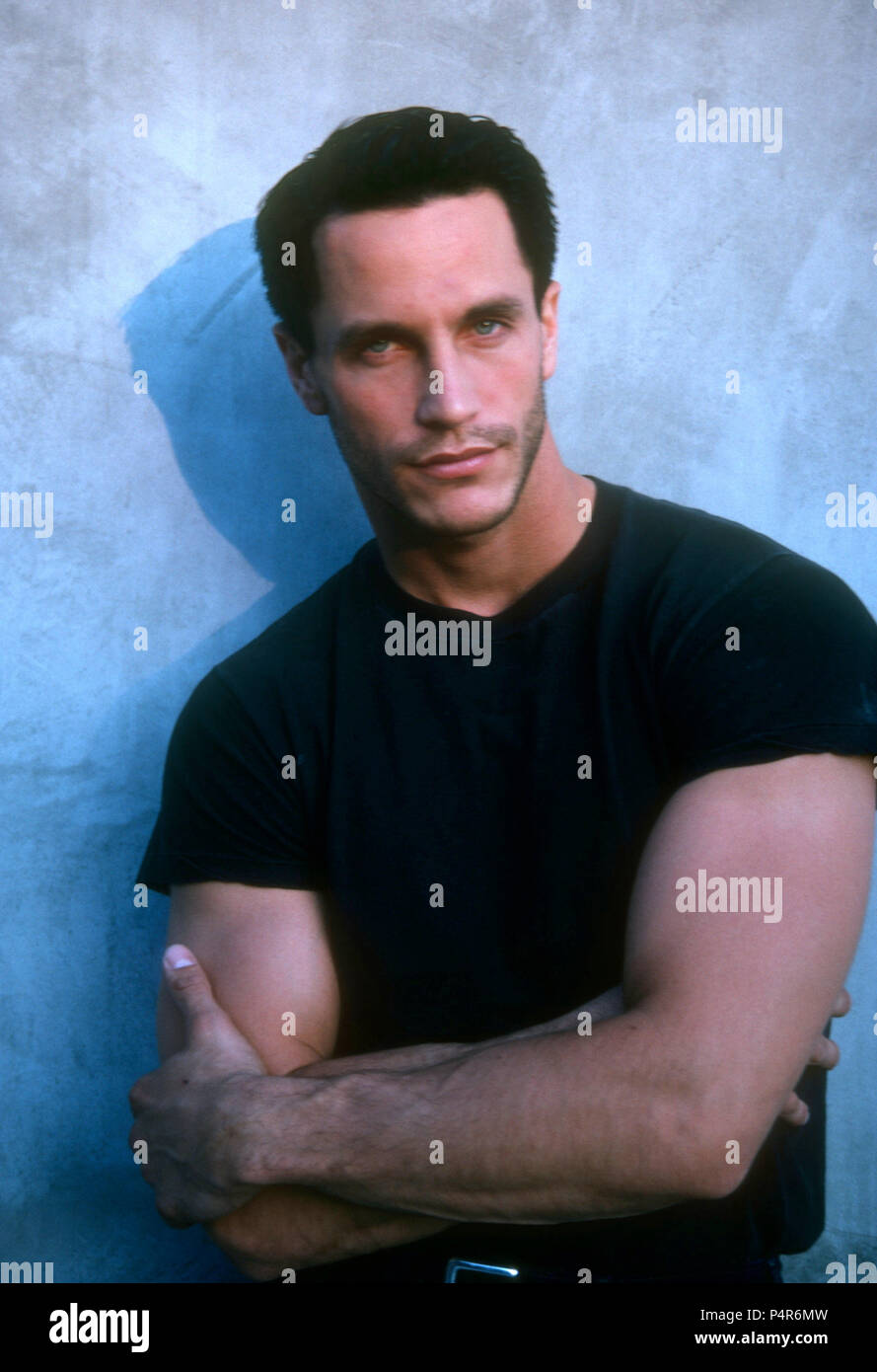 LOS ANGELES, CA - DECEMBER 27: (EXCLUSIVE) Model/actor Mark Zuelke ...