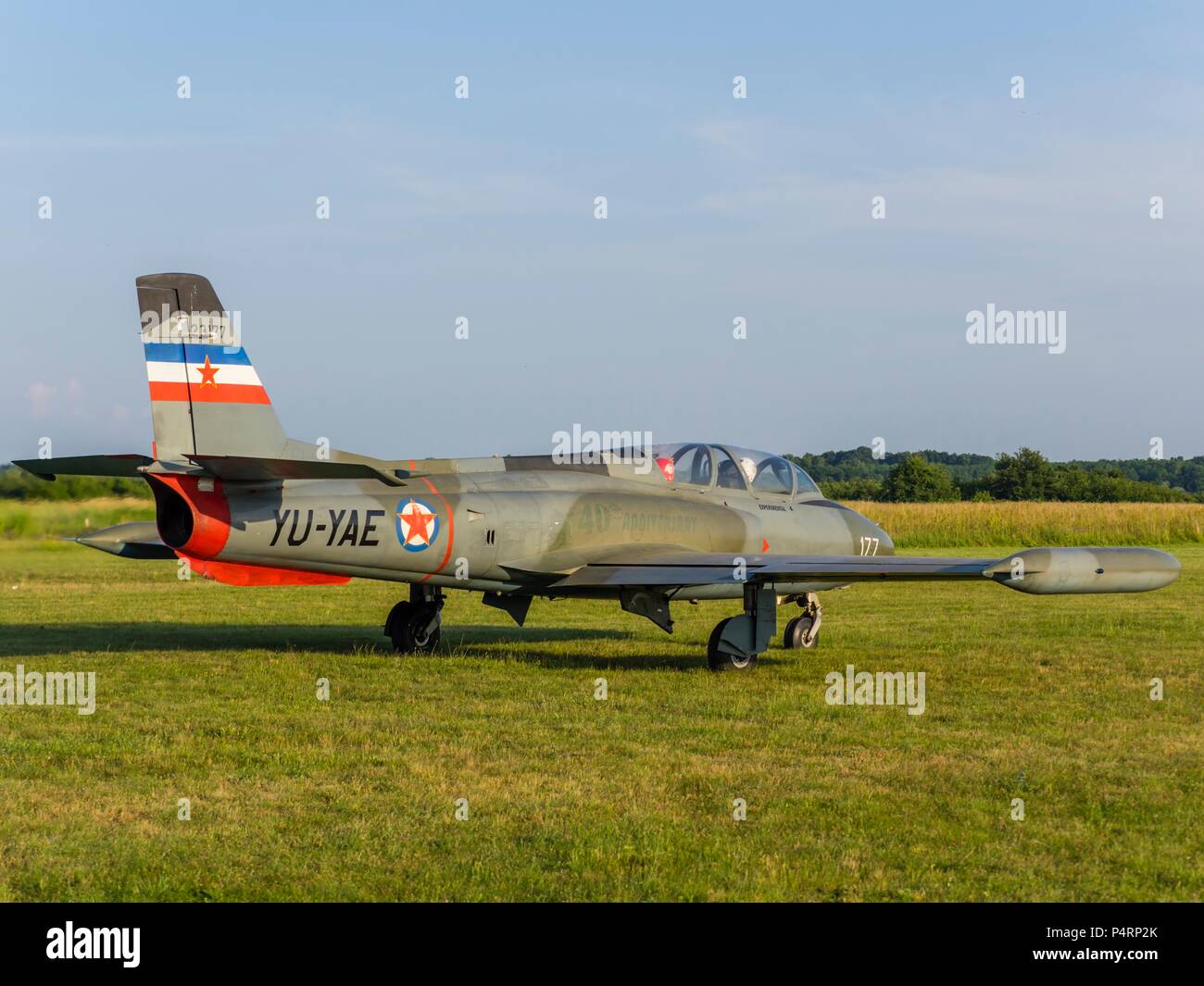Classic airplane photos hi-res stock photography and images - Alamy