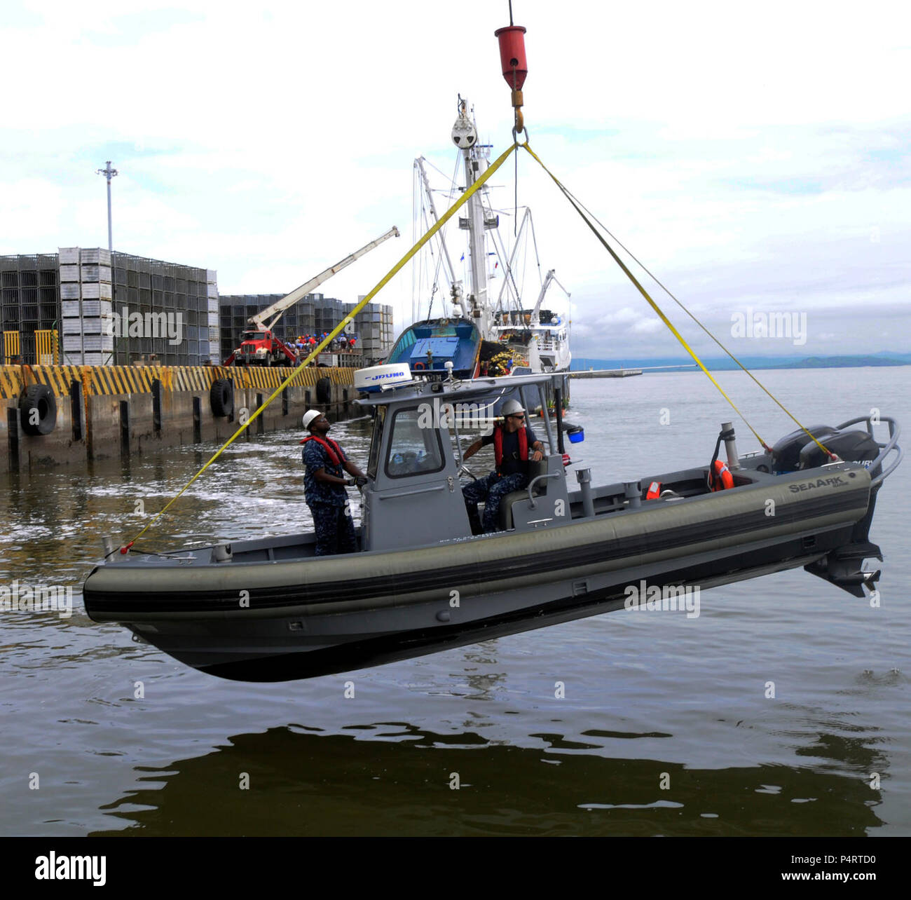 The u s navy high speed vessel hsv 2 swift hi-res stock photography and ...