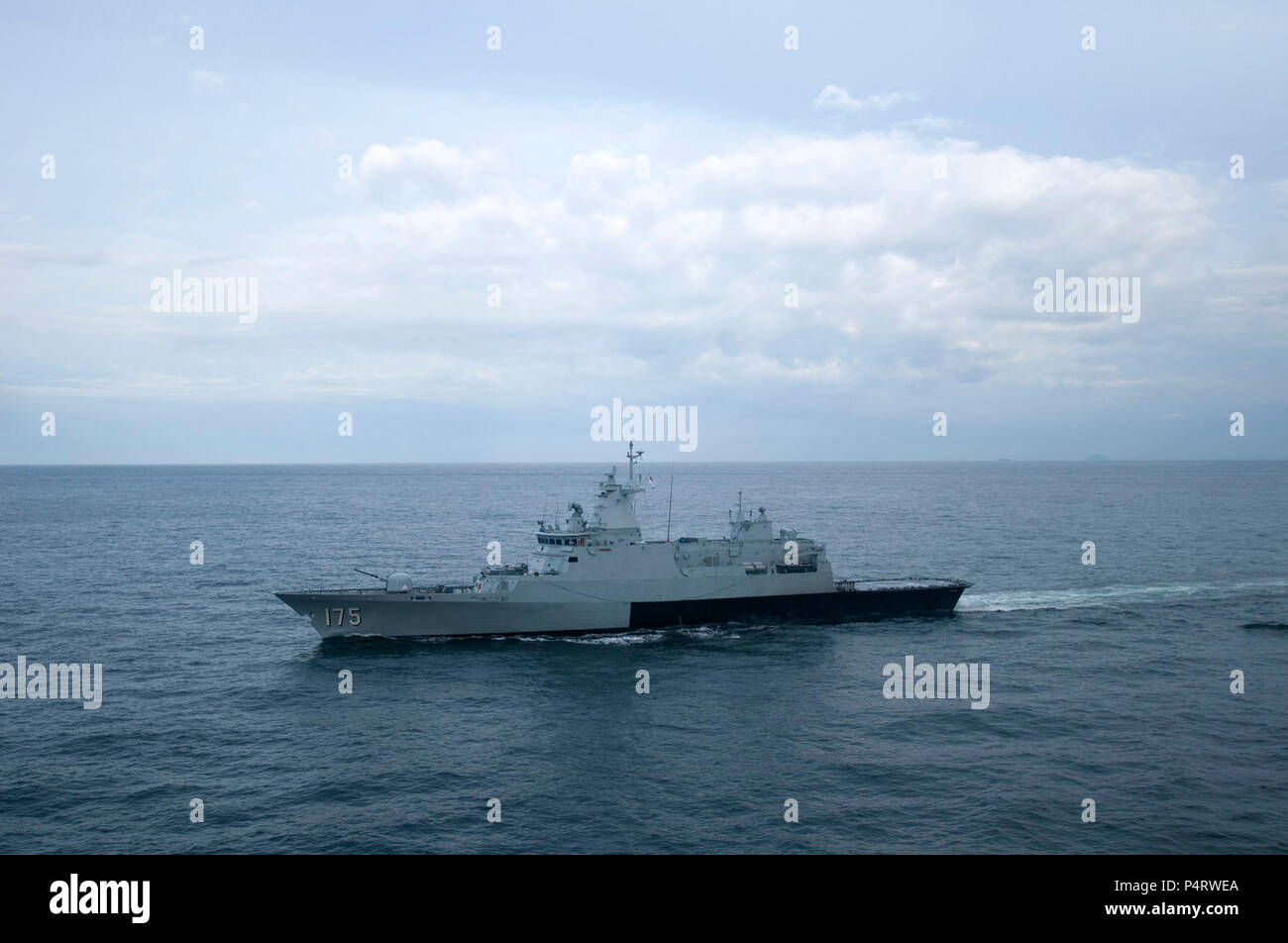STRAIT OF MALACCA (Jan. 26, 2011) - The Royal Malaysia Navy ship KD ...