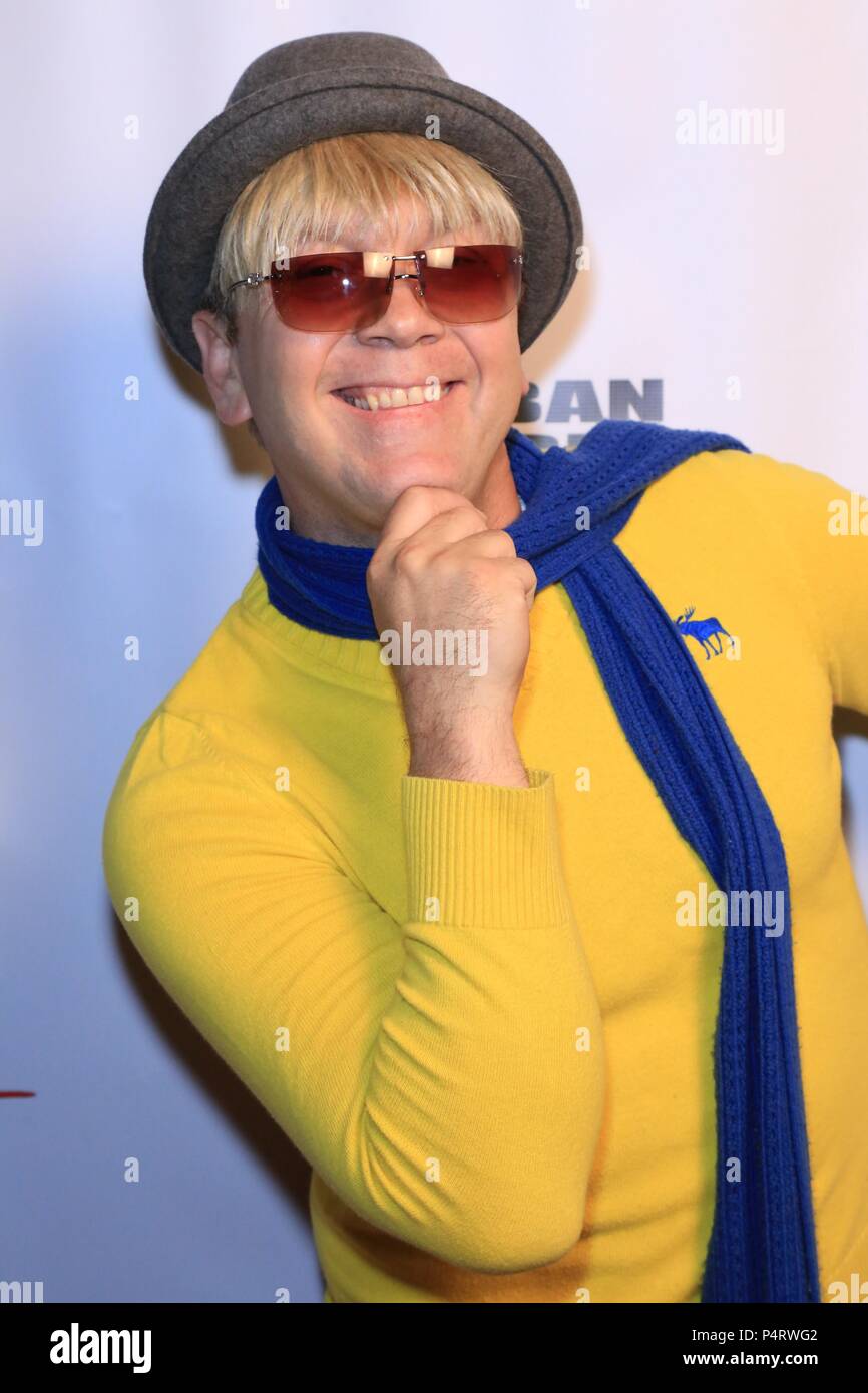 3rd Annual Taurus Celebrity Red Carpet Hosted by Producer Jenna Urban ...