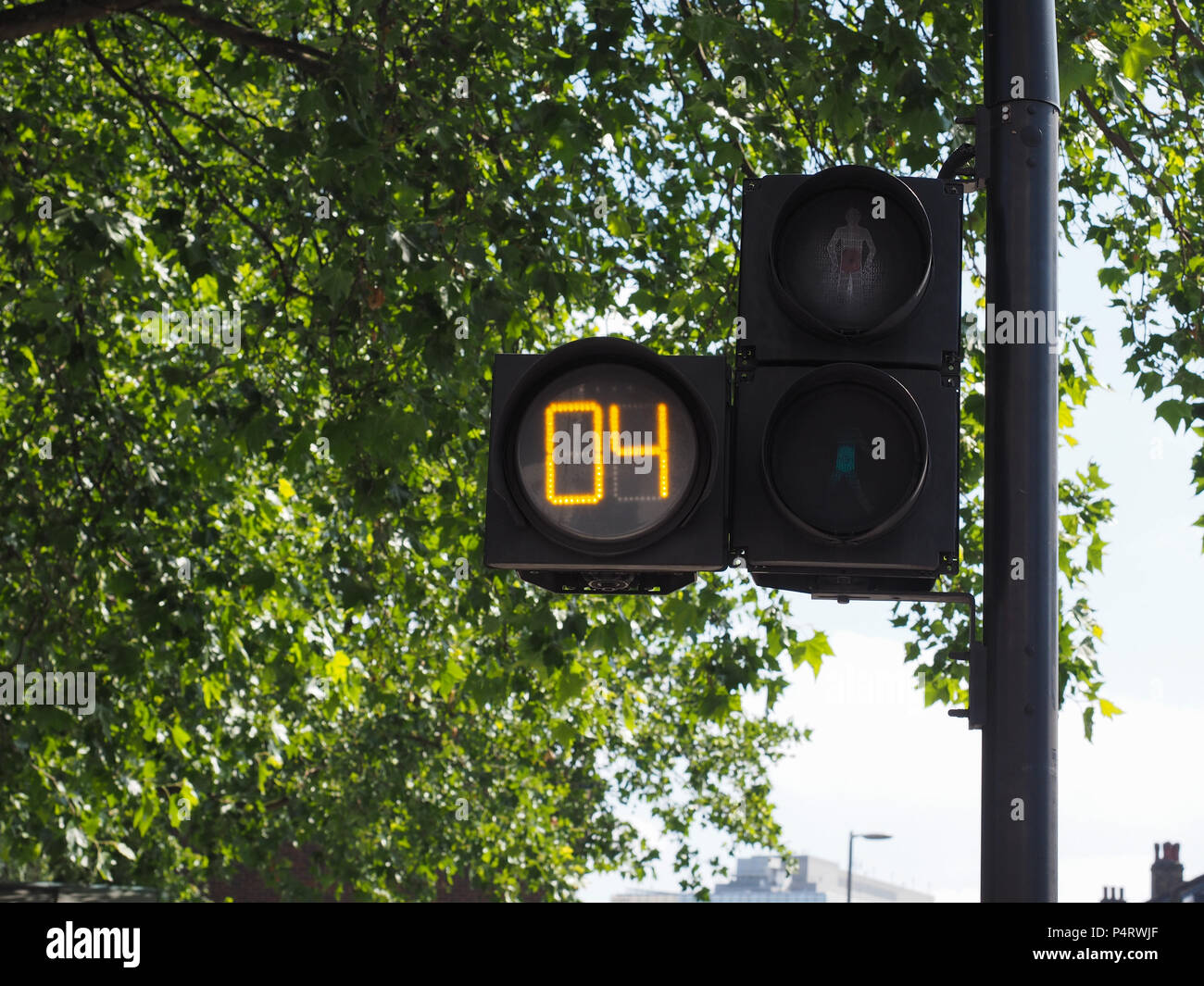 Pedestrian crossing timer hi-res stock photography and images - Alamy