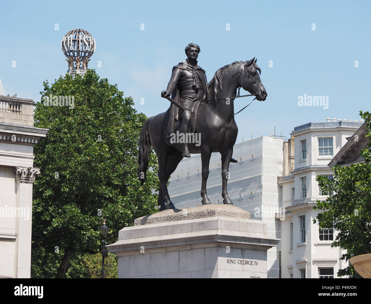 Equestrian statue of king george iv hi-res stock photography and images ...