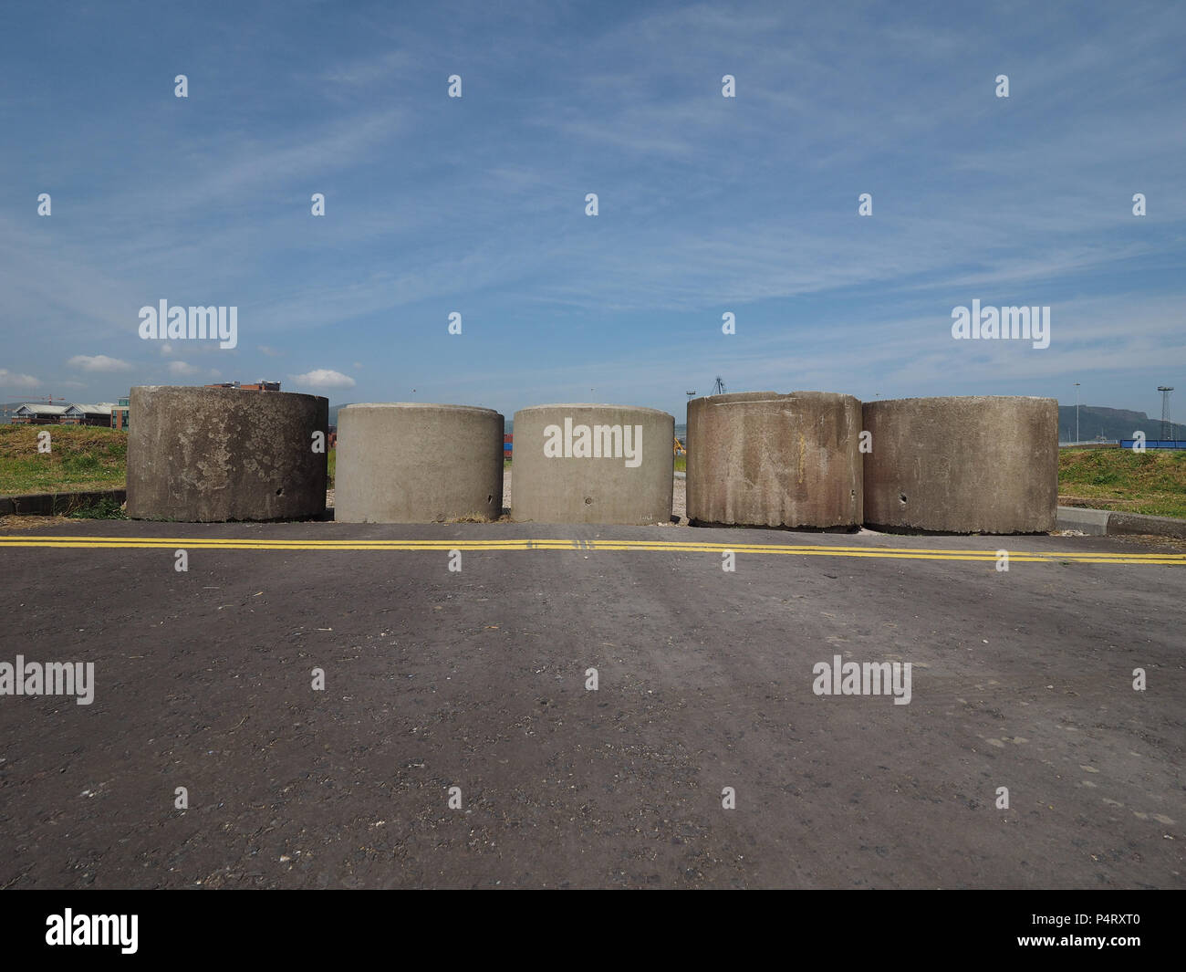 Concrete cylinders hi-res stock photography and images - Alamy