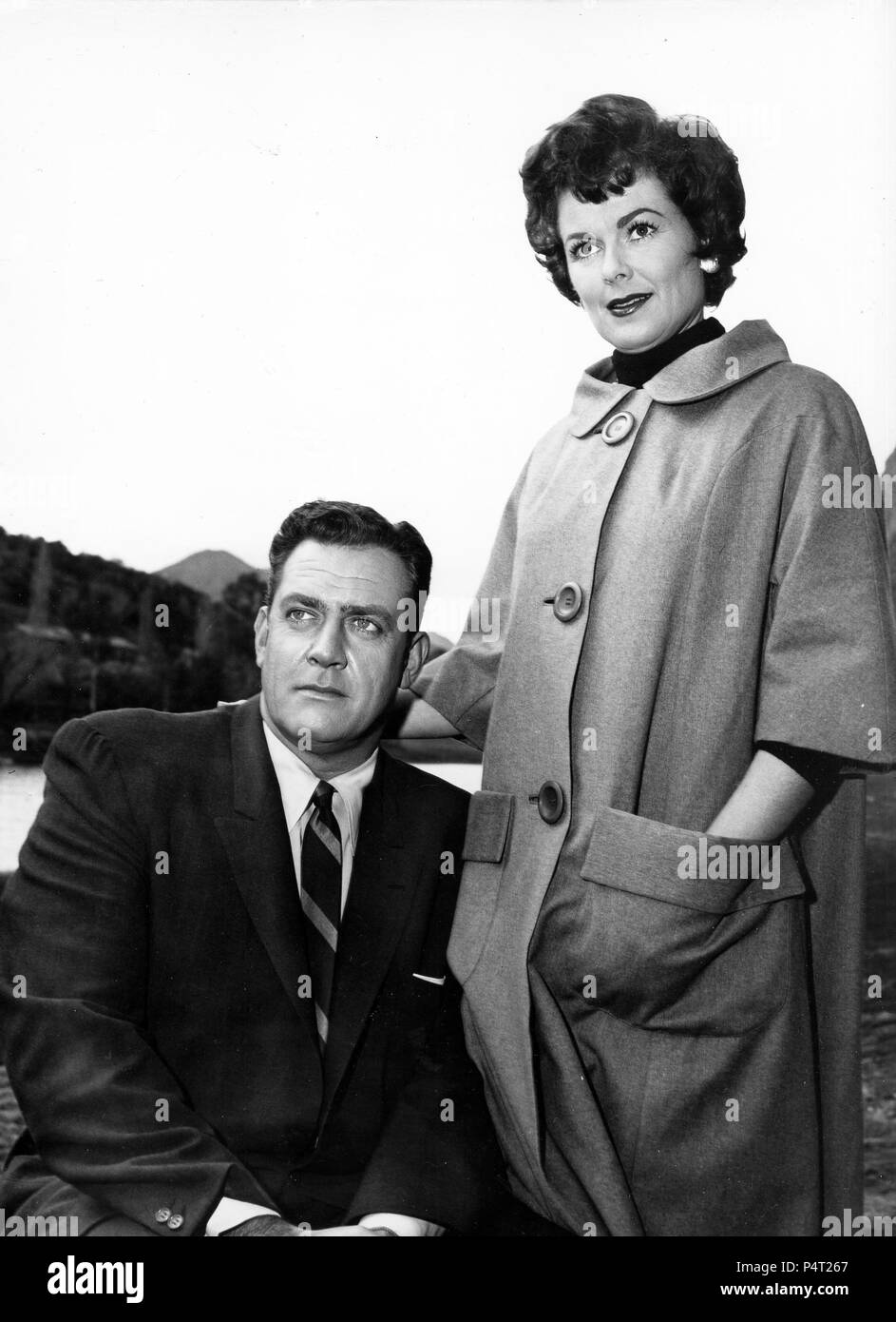 Raymond burr perry mason hi-res stock photography and images - Alamy