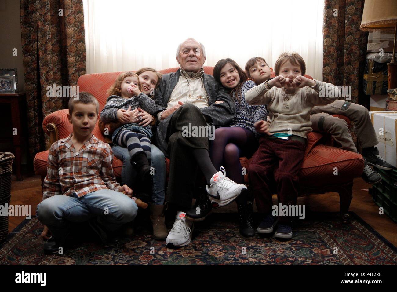 Original Film Title: EL ULTIMO TRAJE. English Title: EL ULTIMO TRAJE ...