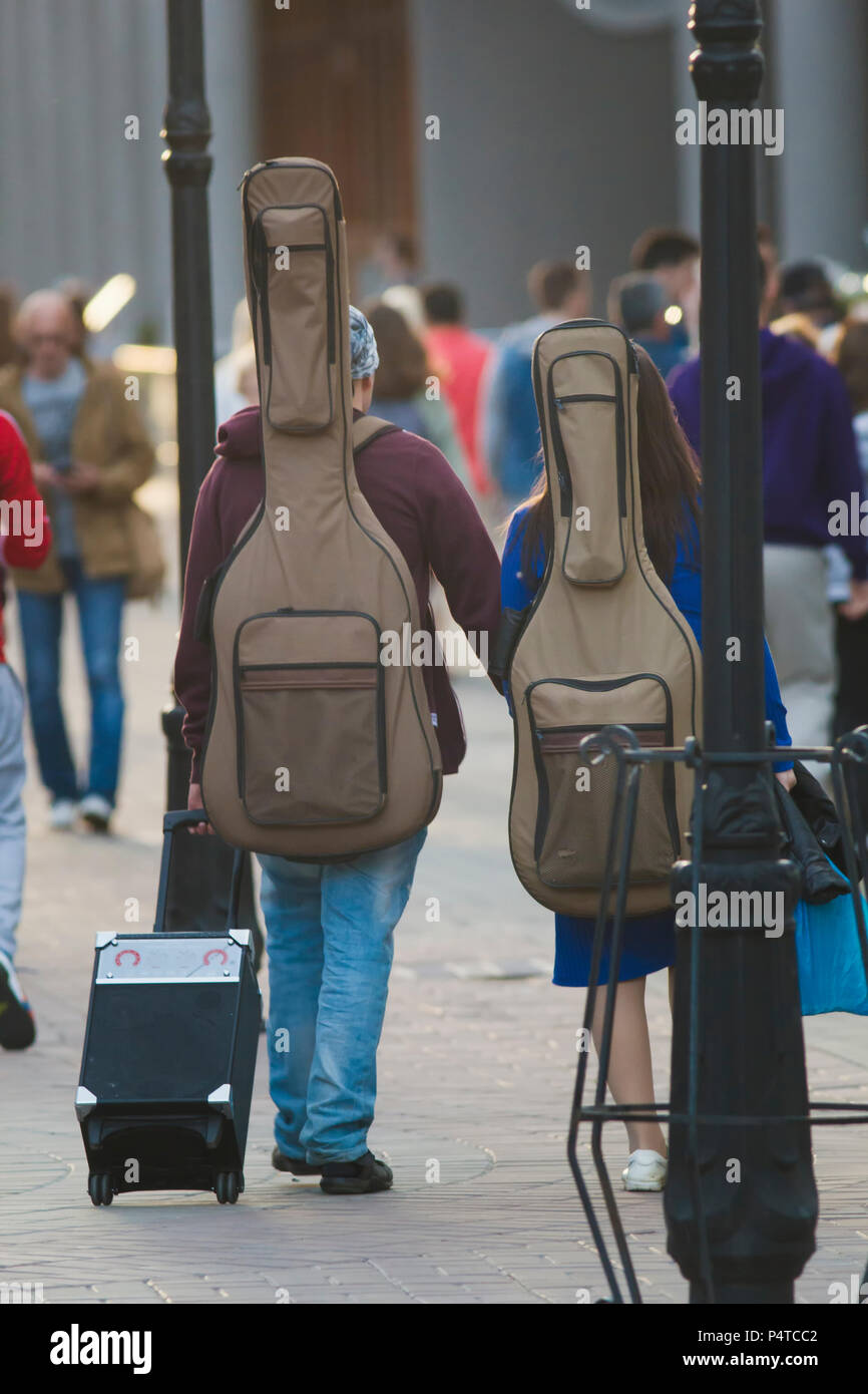 Gold guitars hi-res stock photography and images - Alamy