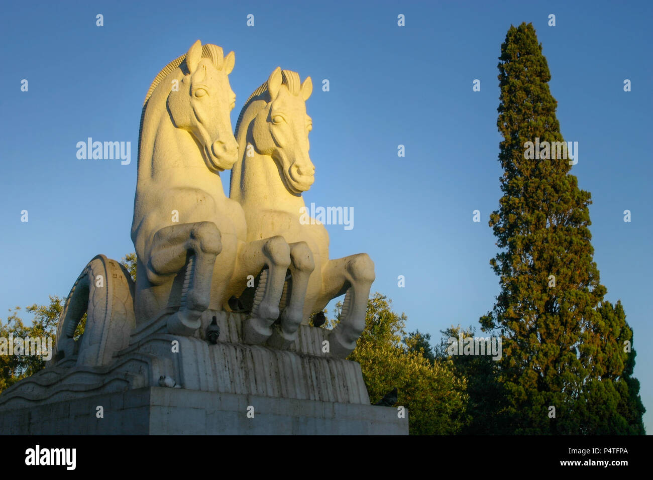 Mythological sea creature hi-res stock photography and images - Alamy