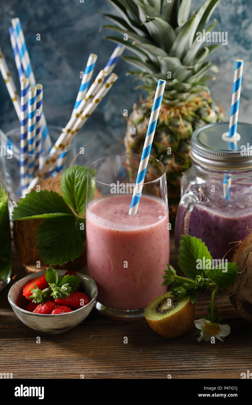 Summer fruit cold drinks Stock Photo - Alamy