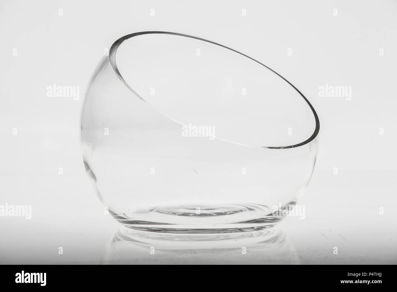 Different shape vases hi-res stock photography and images - Alamy