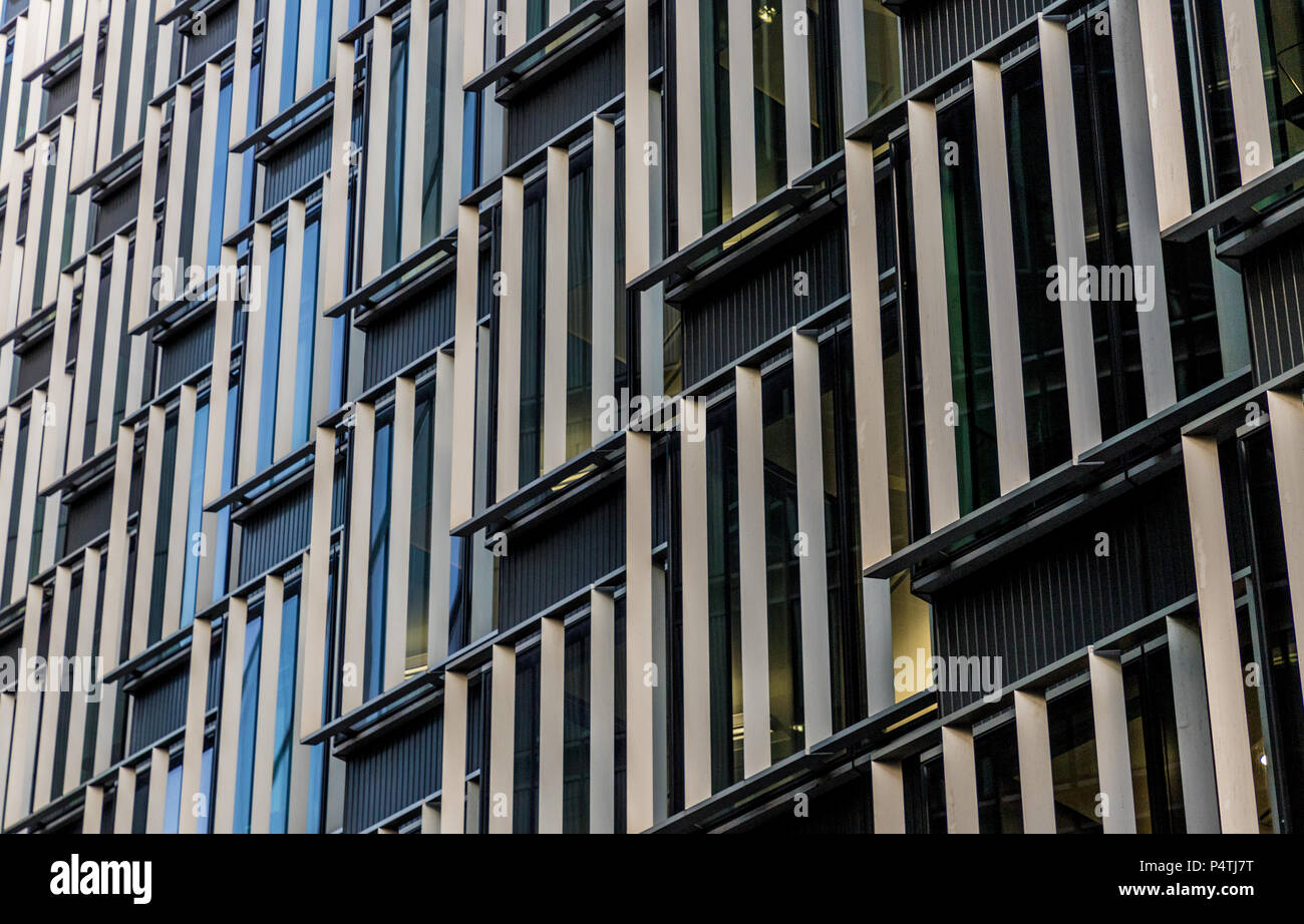 Abstract london bridge hi-res stock photography and images - Alamy