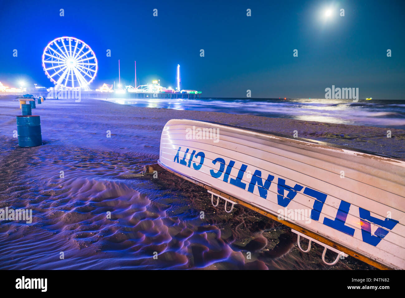 Atlantic city nj night hi-res stock photography and images - Alamy