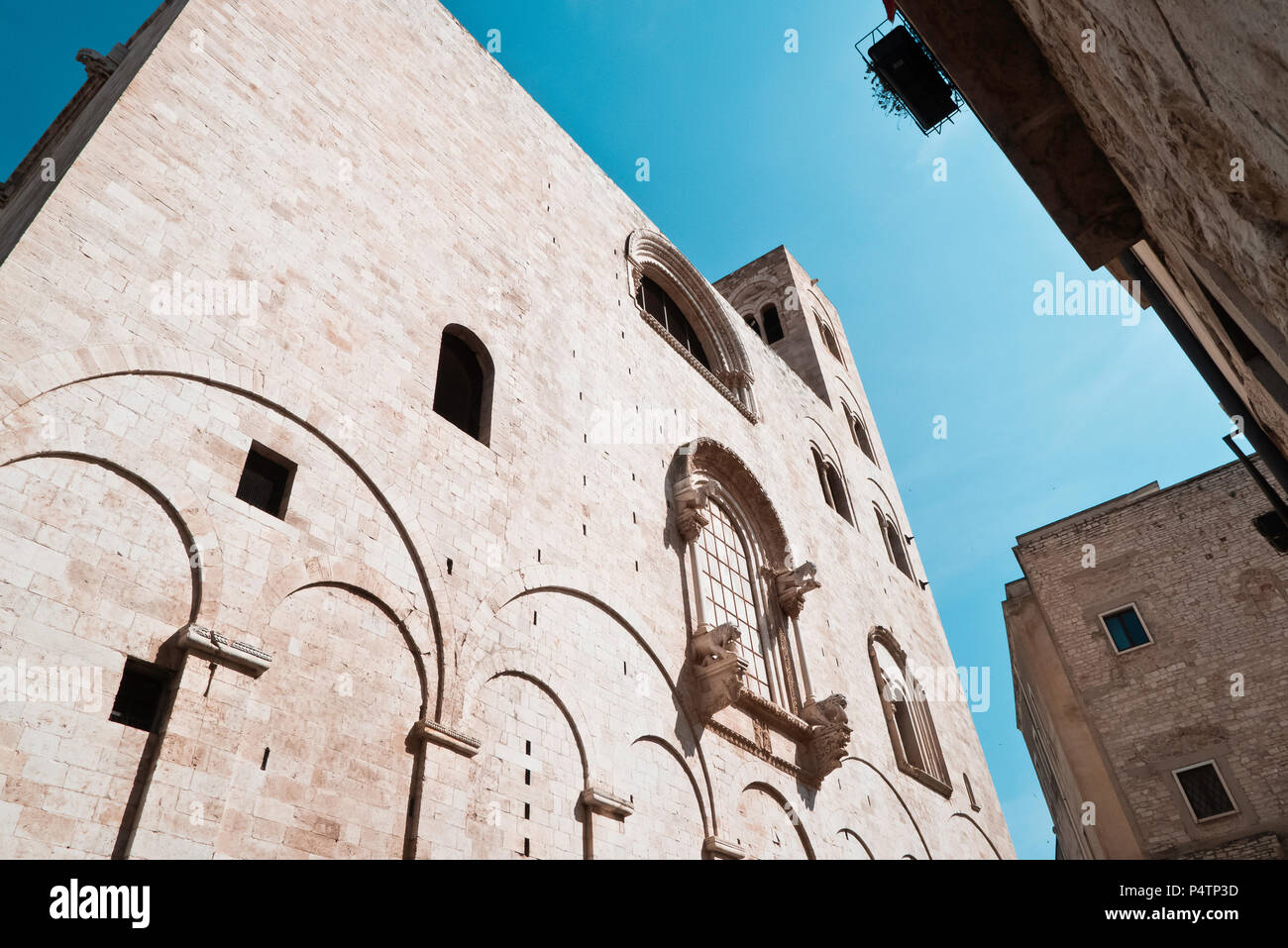 Old historical monuments hi-res stock photography and images - Alamy