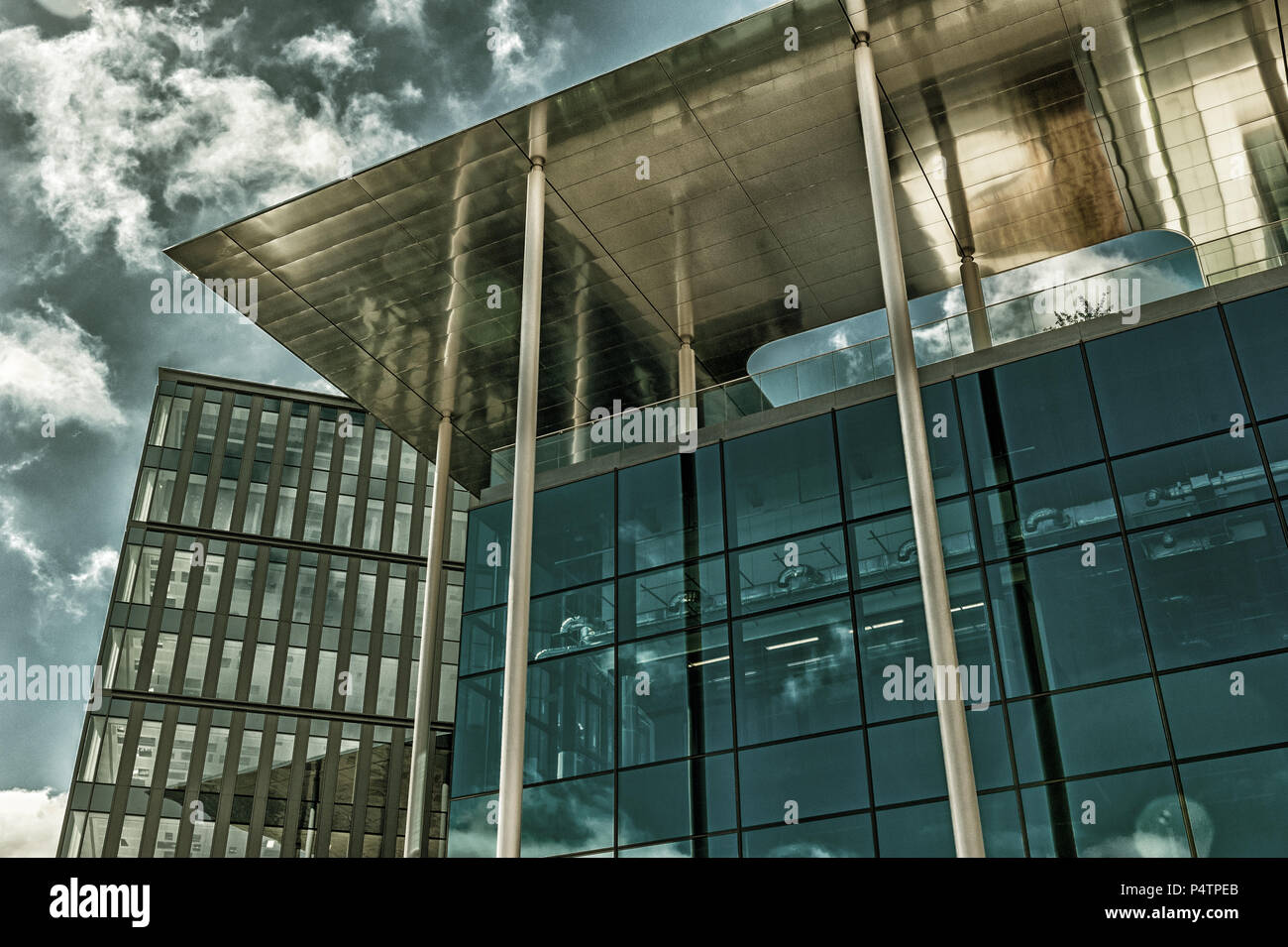 Bbc design hi-res stock photography and images - Alamy