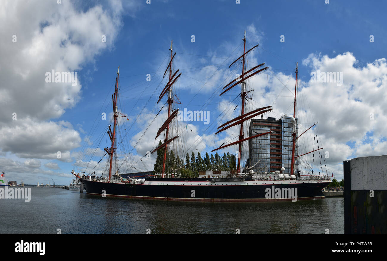 Kiel old town hi-res stock photography and images - Alamy