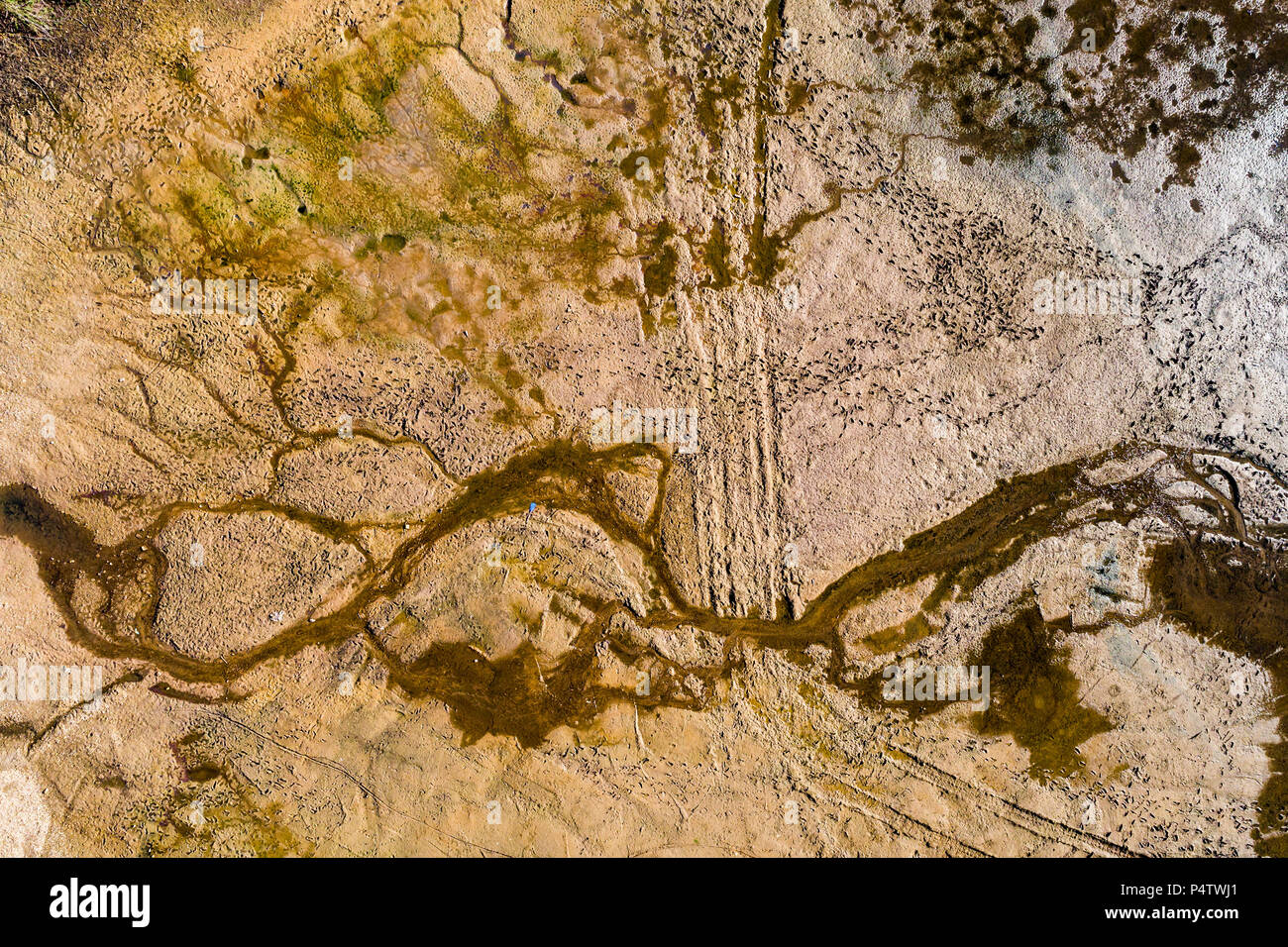 Empty basin hi-res stock photography and images - Alamy