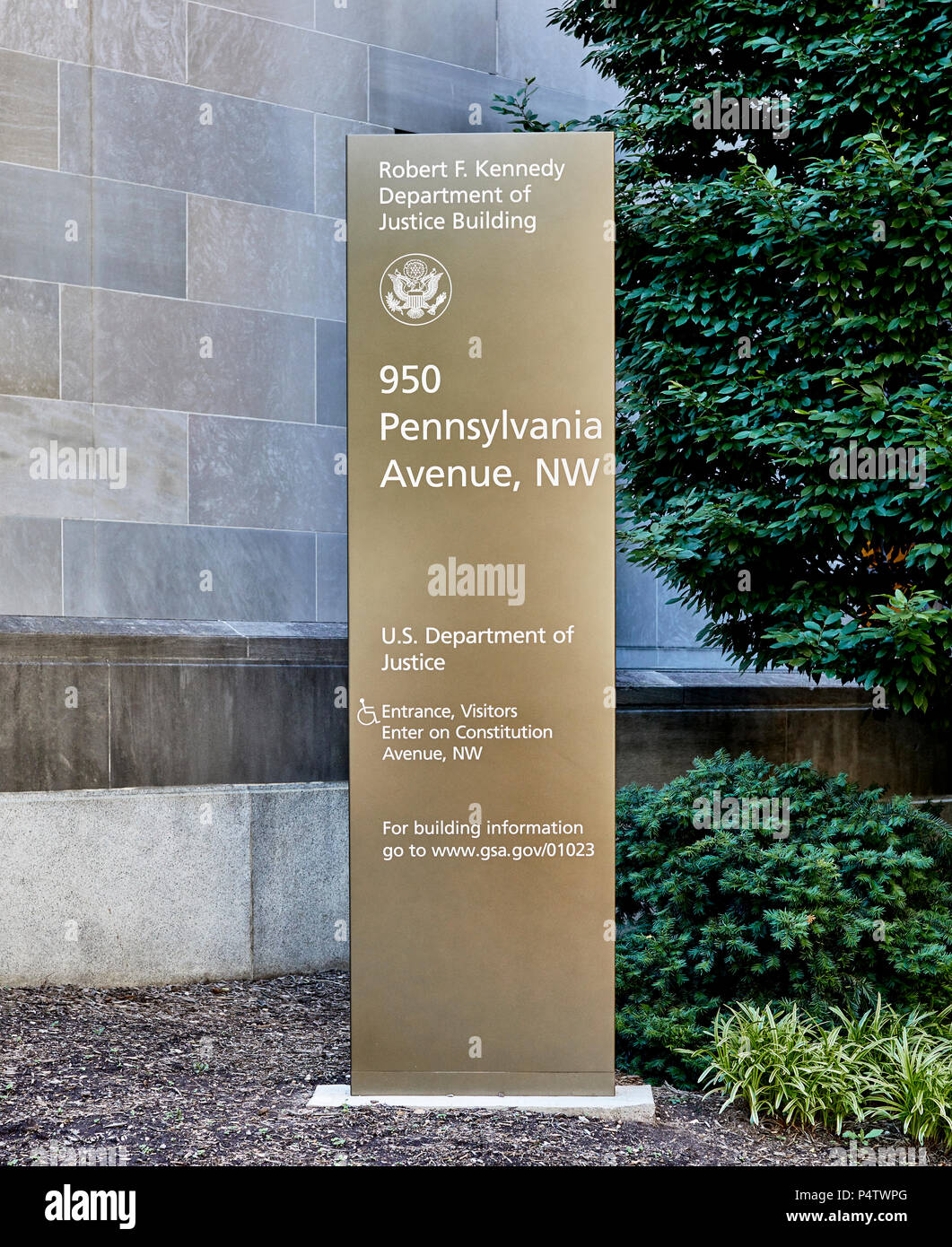 Department of justice building hi-res stock photography and images - Alamy