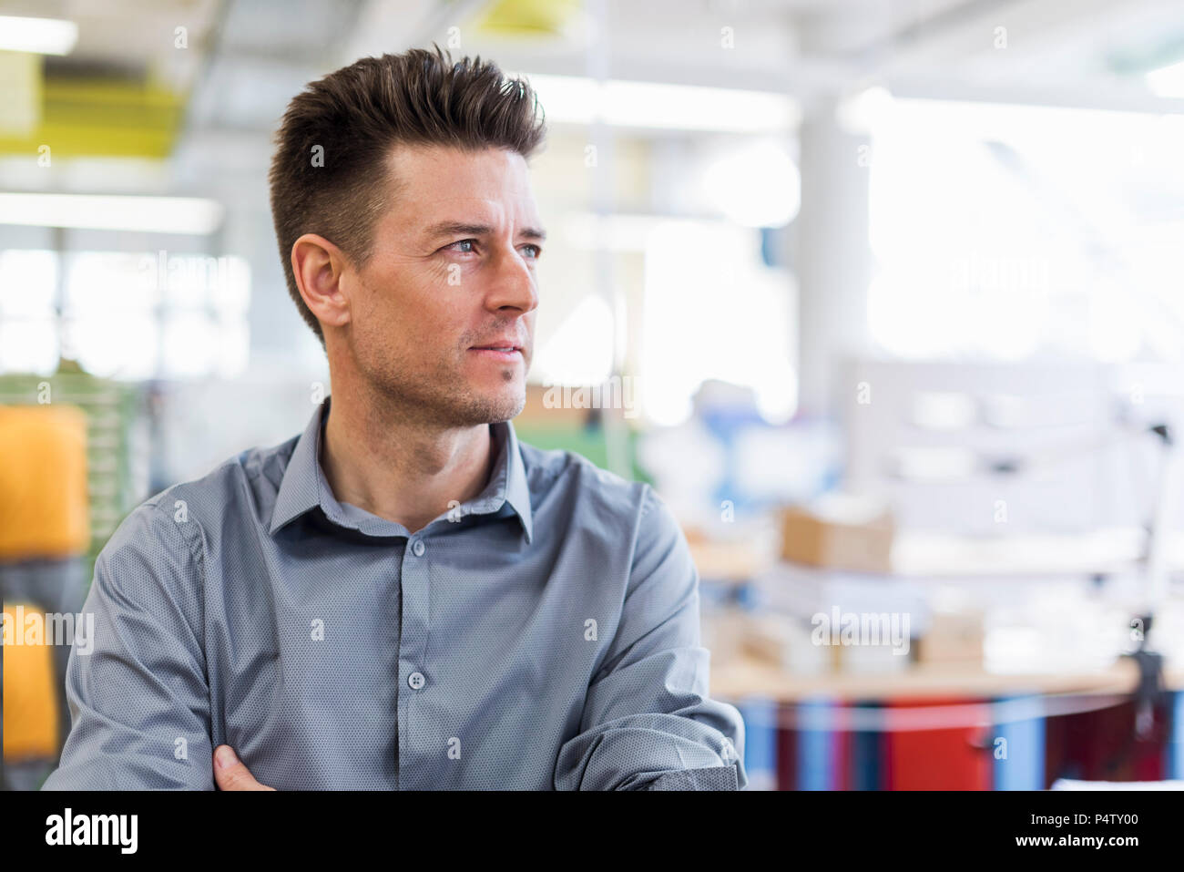 Confident looking man hi-res stock photography and images - Alamy