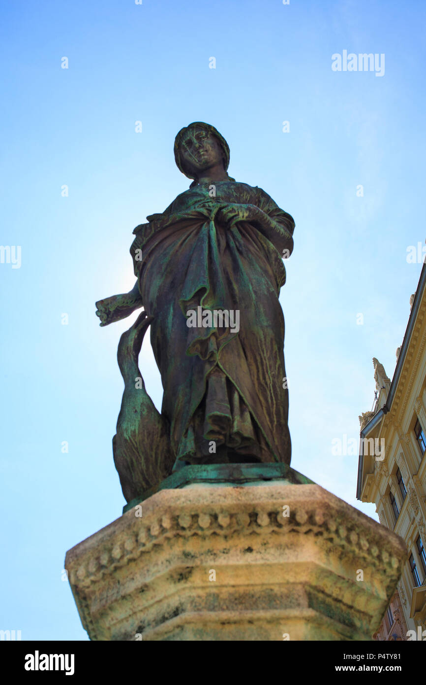 Goose girl fountain hi-res stock photography and images - Alamy