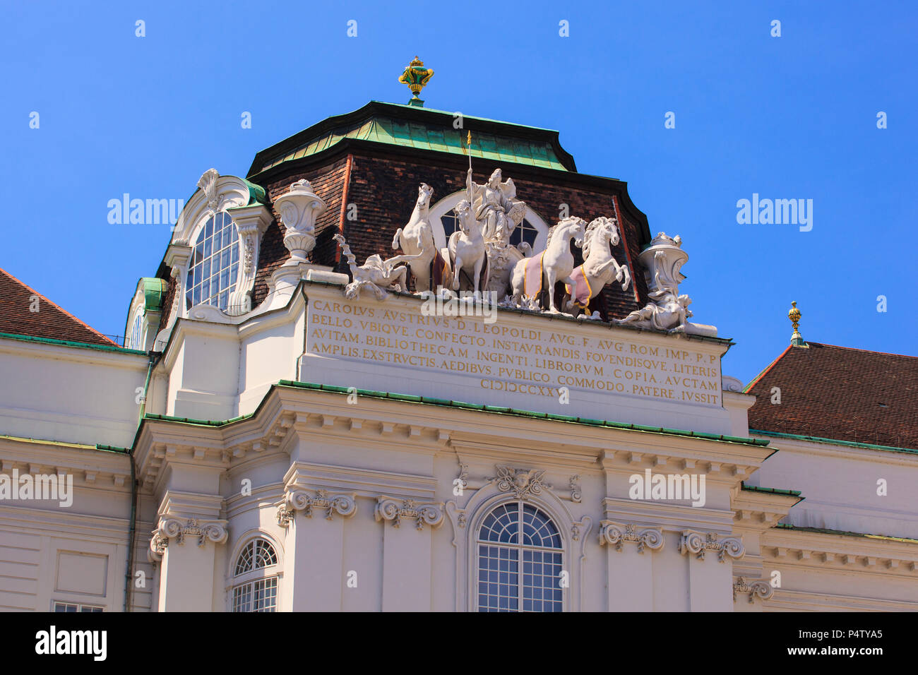 Tourist on michaelerplatz in vienna hi-res stock photography and images ...