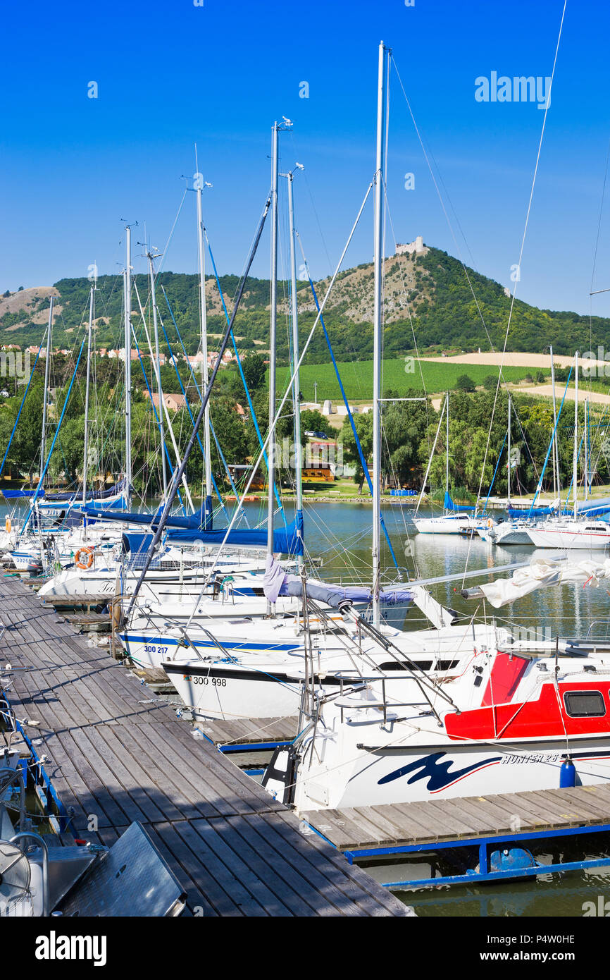 Přístaviště Pavlov, Vodní nádrž Nové Mlýny, CHKO Pálava, Jizni Morava ...