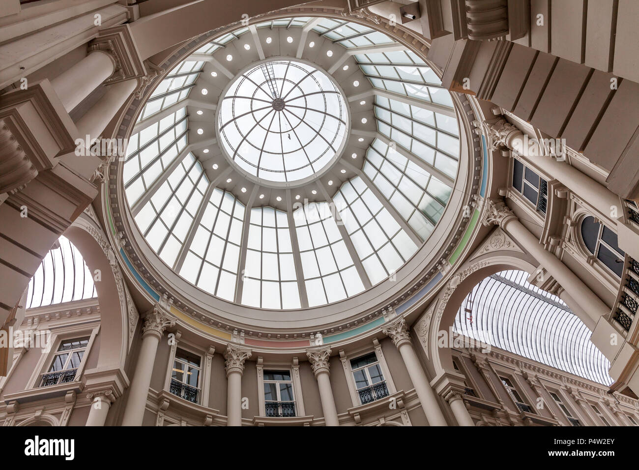 Dynamic architecture netherlands hi-res stock photography and images ...