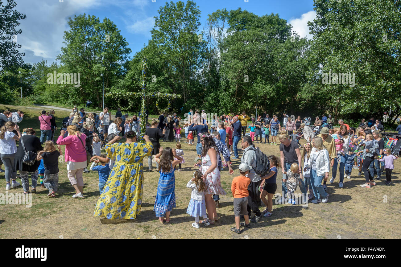 Midsummer sweden 2018 hi-res stock photography and images - Alamy