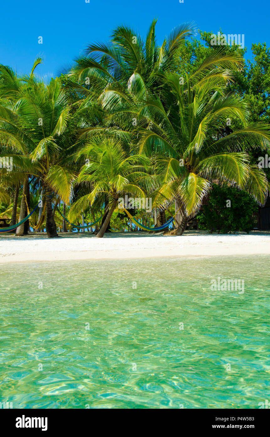 South Water Caye in Belize - small caribbean paradise island with ...