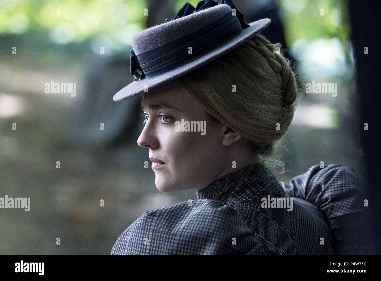 Alienist film still hi-res stock photography and images - Alamy