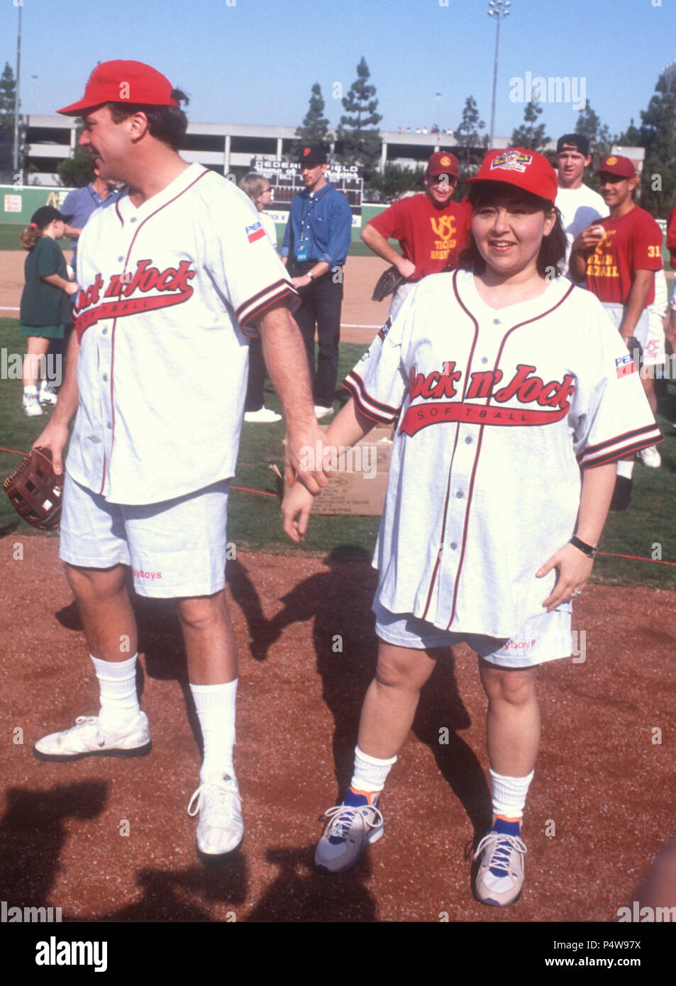 LOS ANGELES, CA - JANUARY 11: (L-R) Comedian Tom Arnold and Actress ...