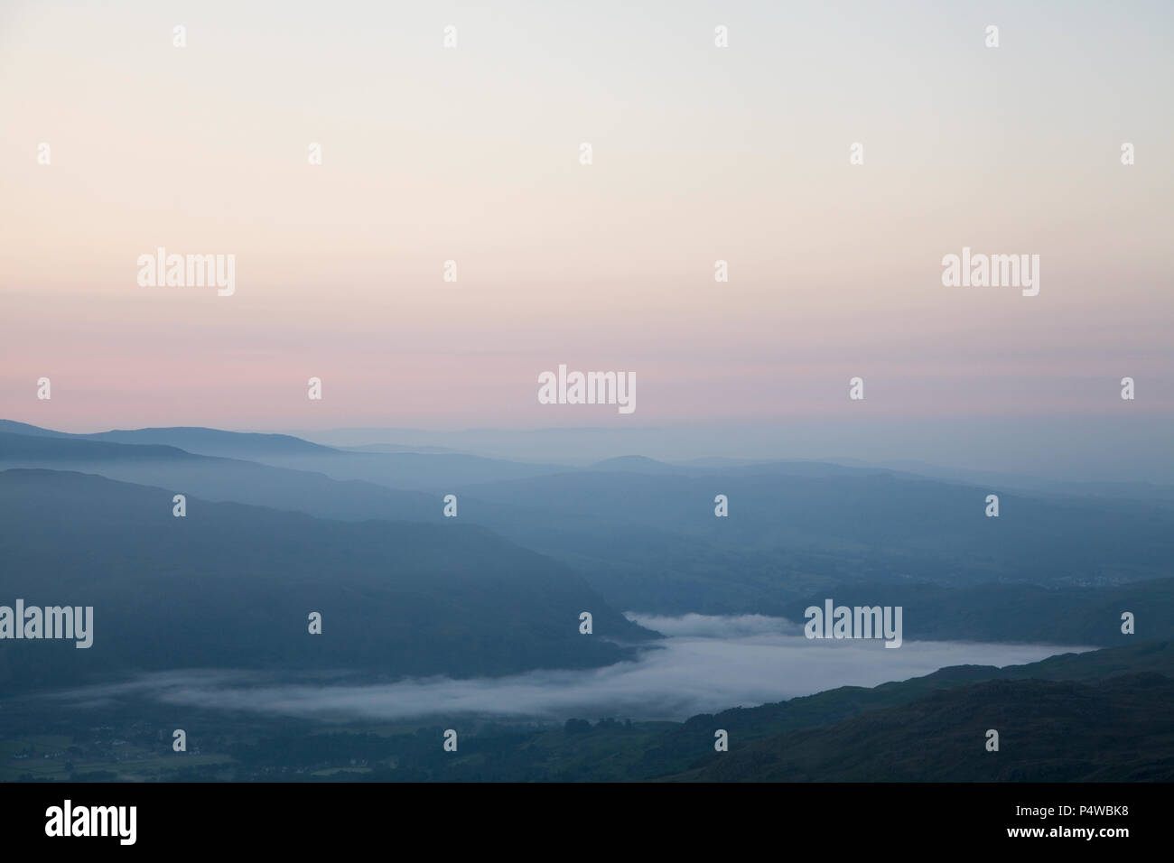 Sunrise over grasmere lake district hi-res stock photography and images ...