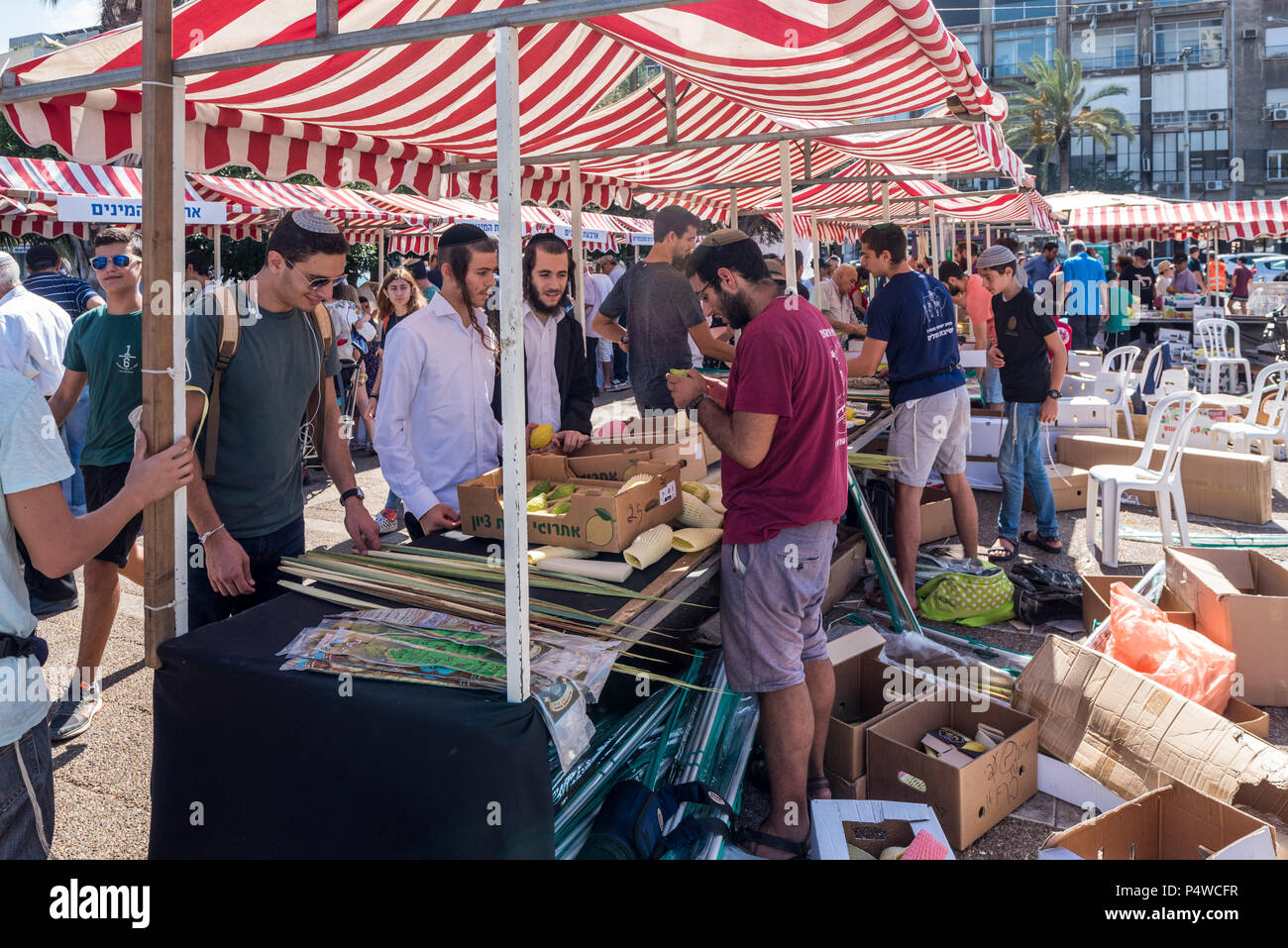 Israel, Tel Aviv - 4 October 2017: the sukkot market on Kikar Rabin ...