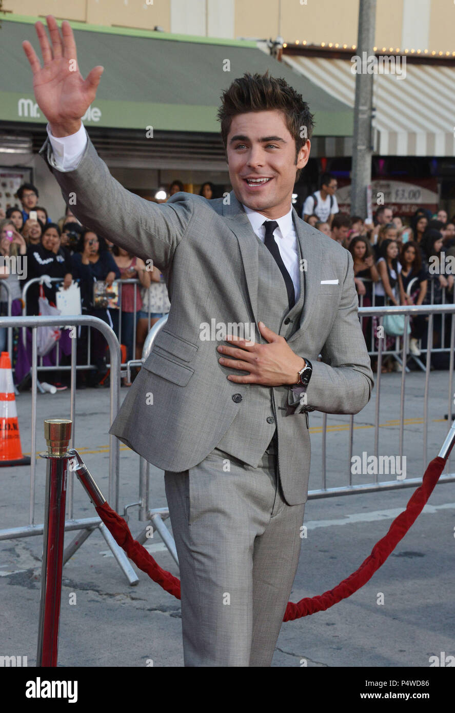 Zac Efron at the Neighbors Premiere at the Westwood Village Theatre In ...