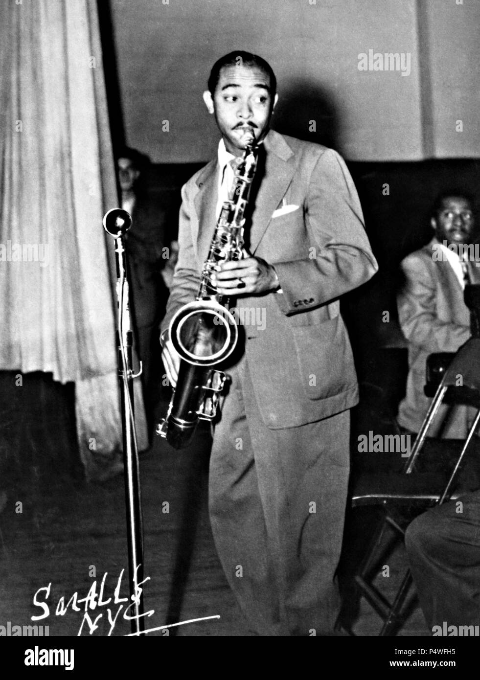 Don byas Black and White Stock Photos & Images - Alamy Don byas Black and White Stock Photos & Images - Alamy
