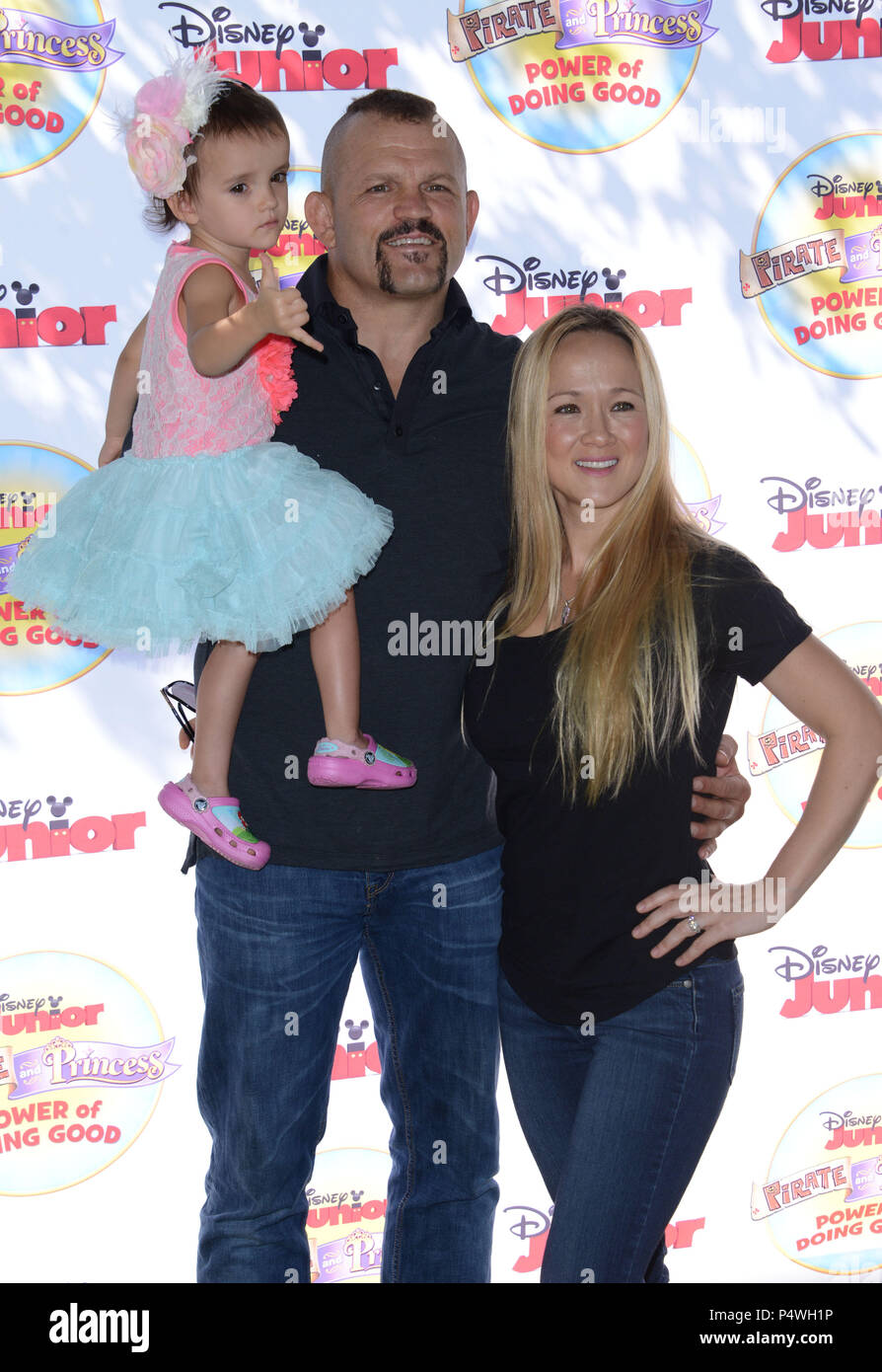 CHUCK LIDDELL + family 114 at the Pirate & Princess: Power of Doing ...