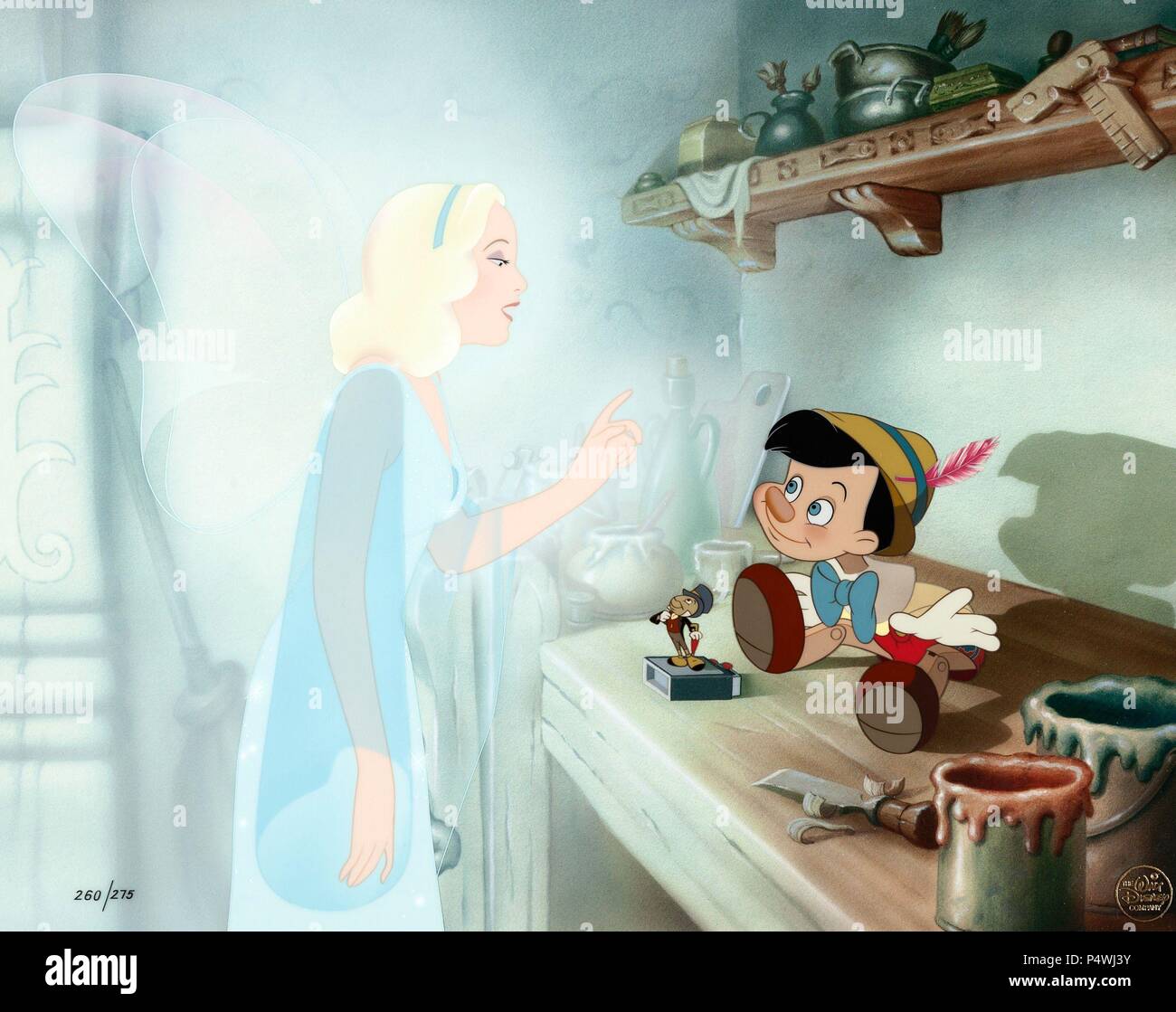 Pinocchio 1940 hi-res stock photography and images - Alamy