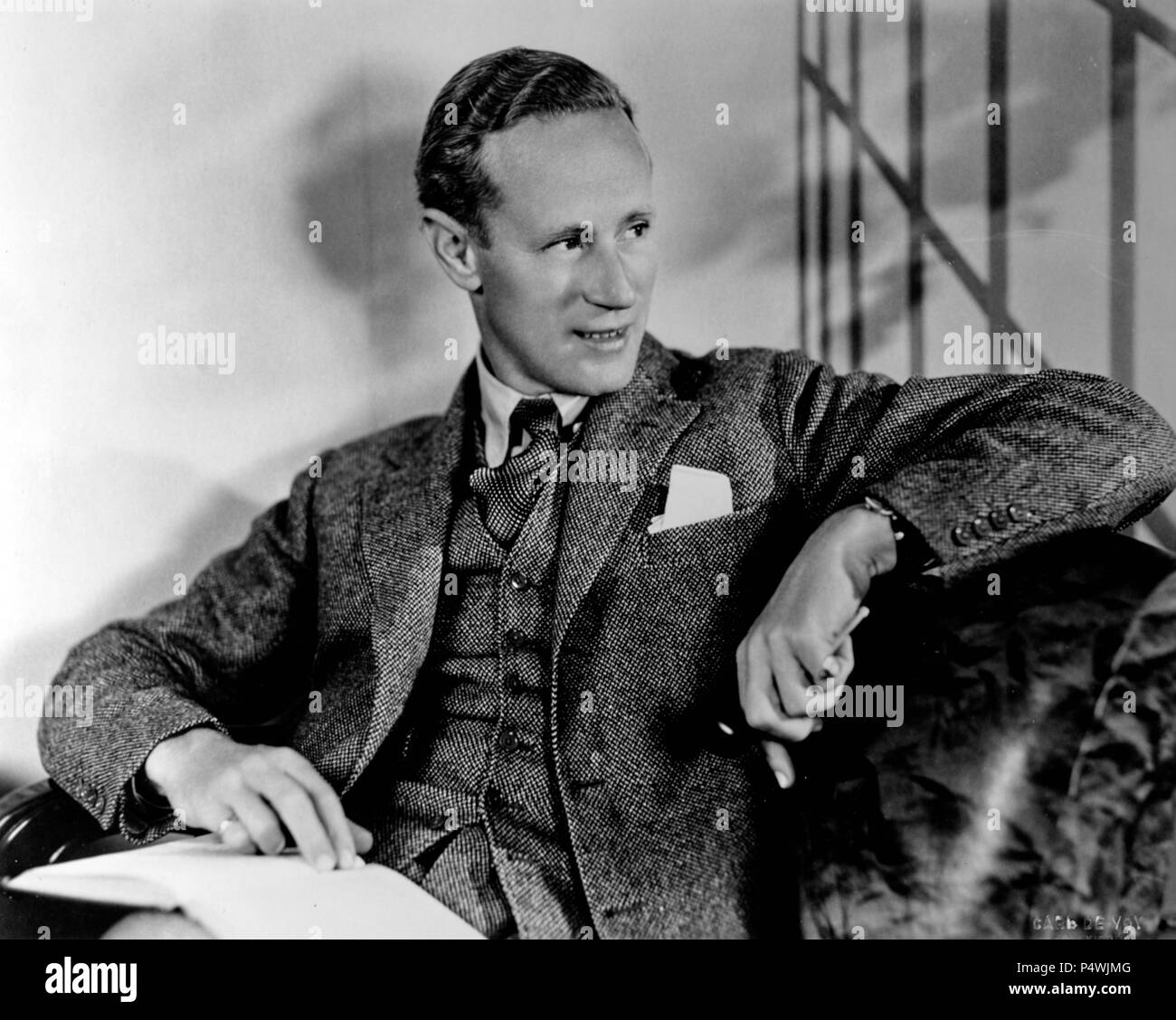 Leslie howard hi-res stock photography and images - Alamy