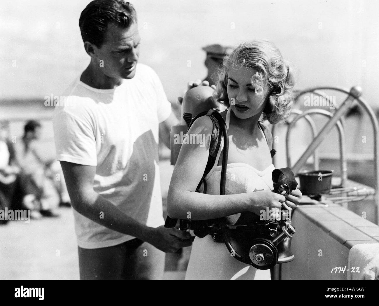 Lori nelson hi-res stock photography and images - Alamy