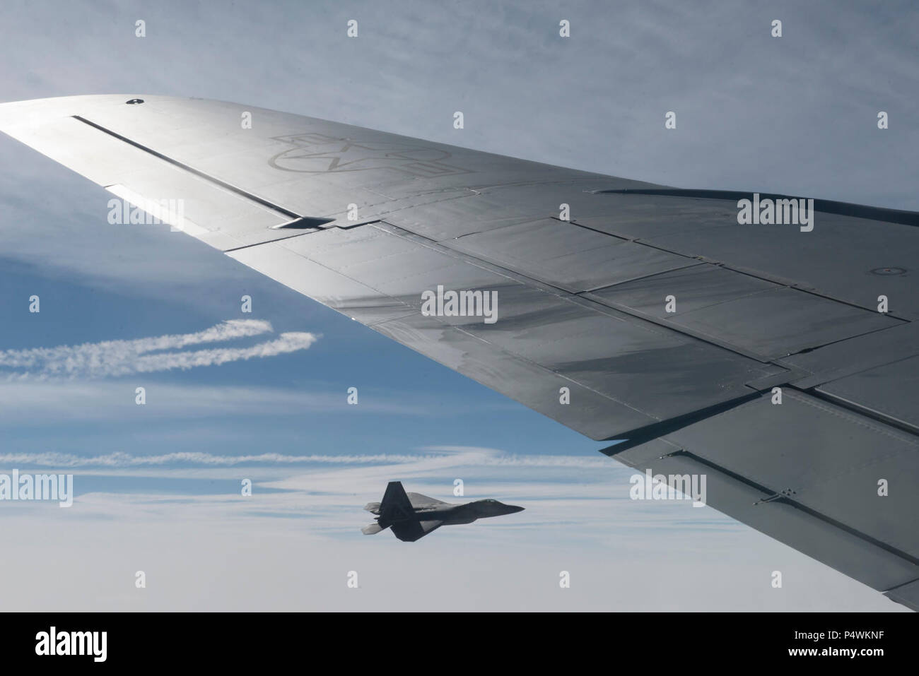 354 fighter wing hi-res stock photography and images - Alamy