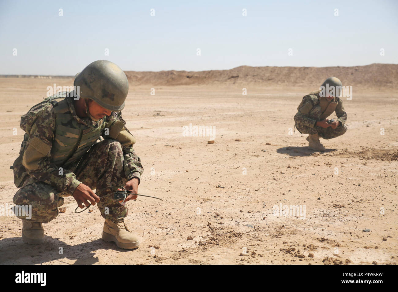 Demolition charges hi-res stock photography and images - Alamy