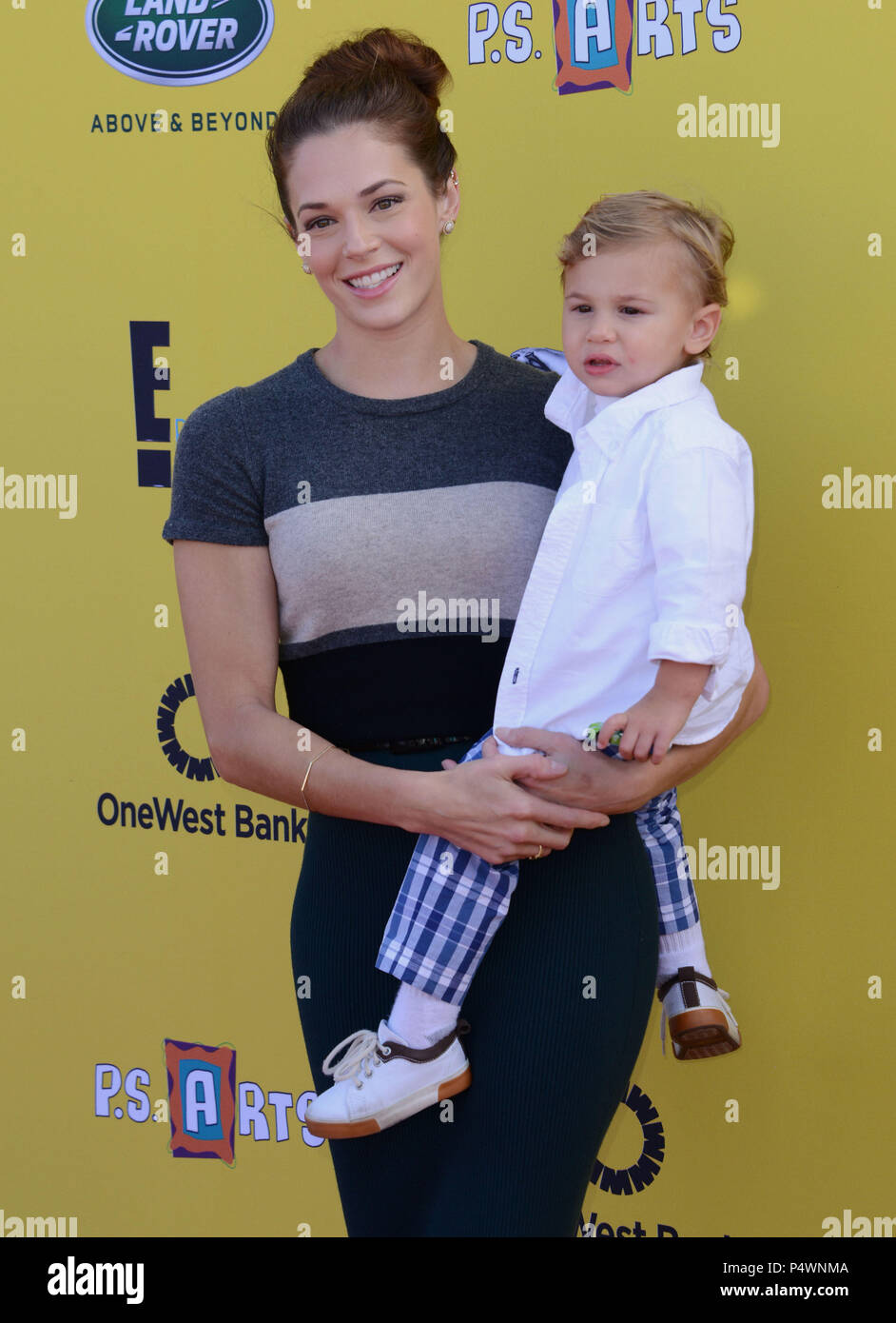 Amanda righetti and family hi-res stock photography and images - Alamy