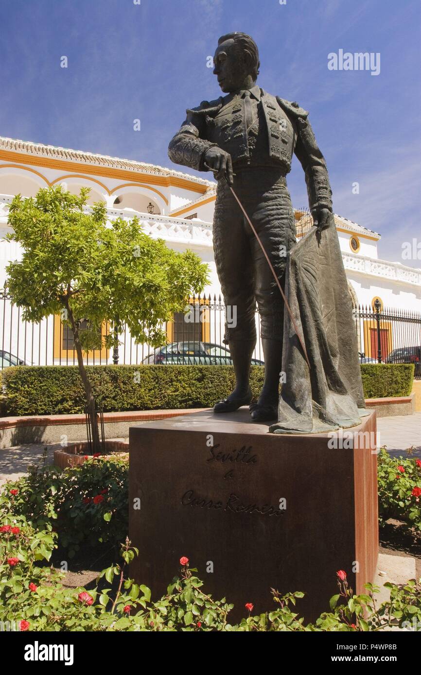 Statue Of Curro Romero High Resolution Stock Photography and Images - Alamy
