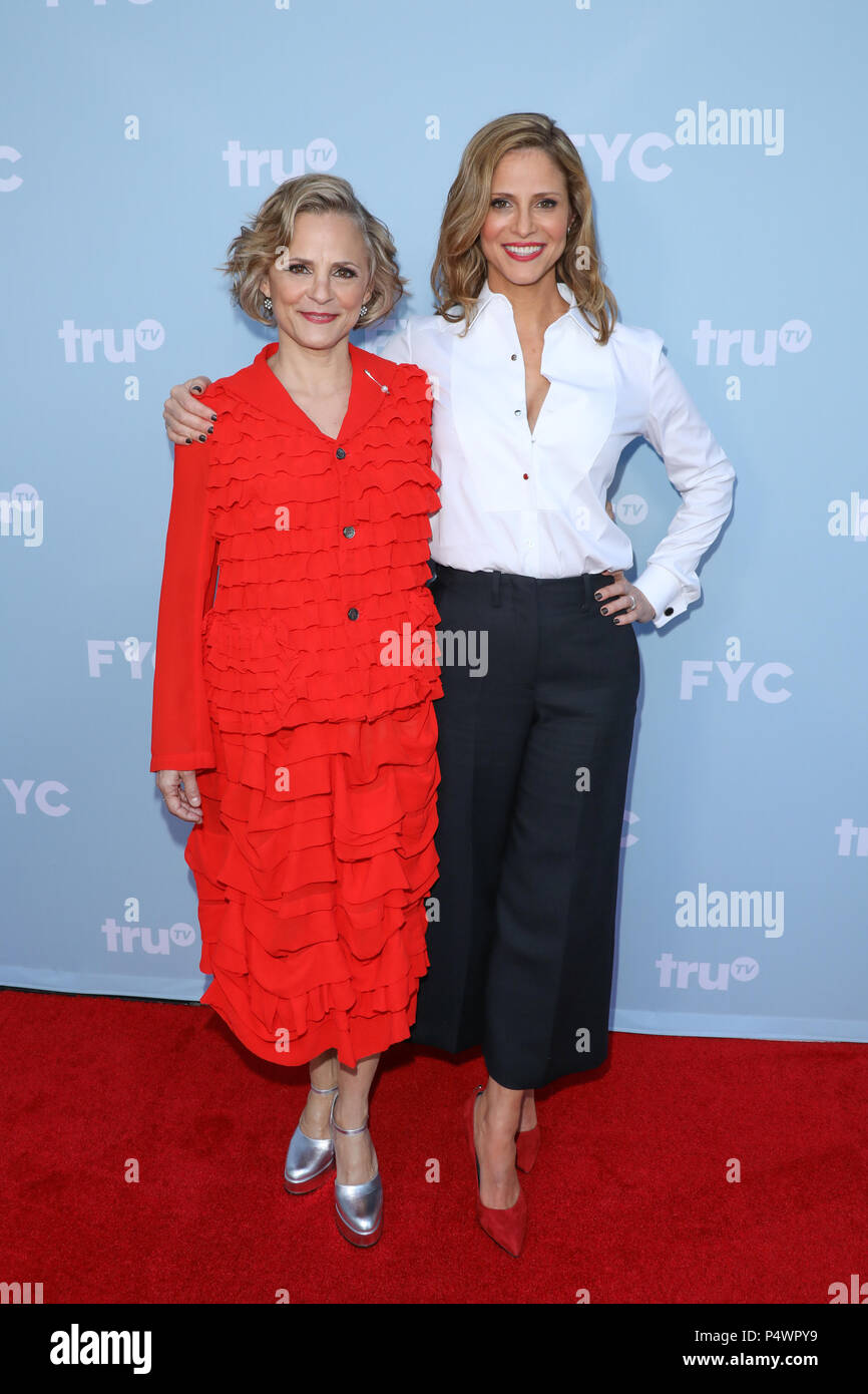 At home with amy sedaris hi-res stock photography and images - Alamy