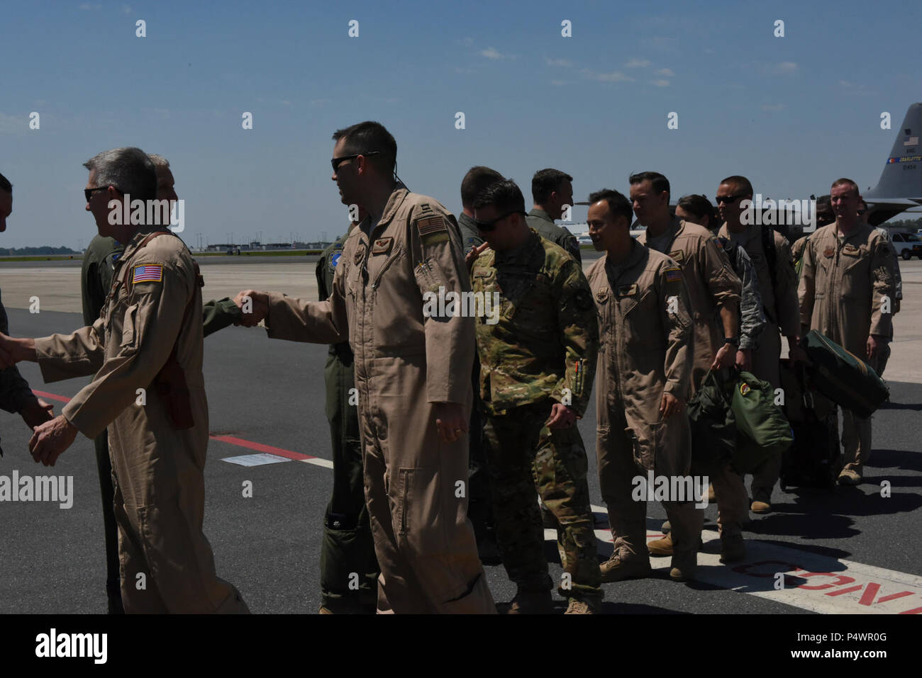 145th airlift wing hi-res stock photography and images - Alamy